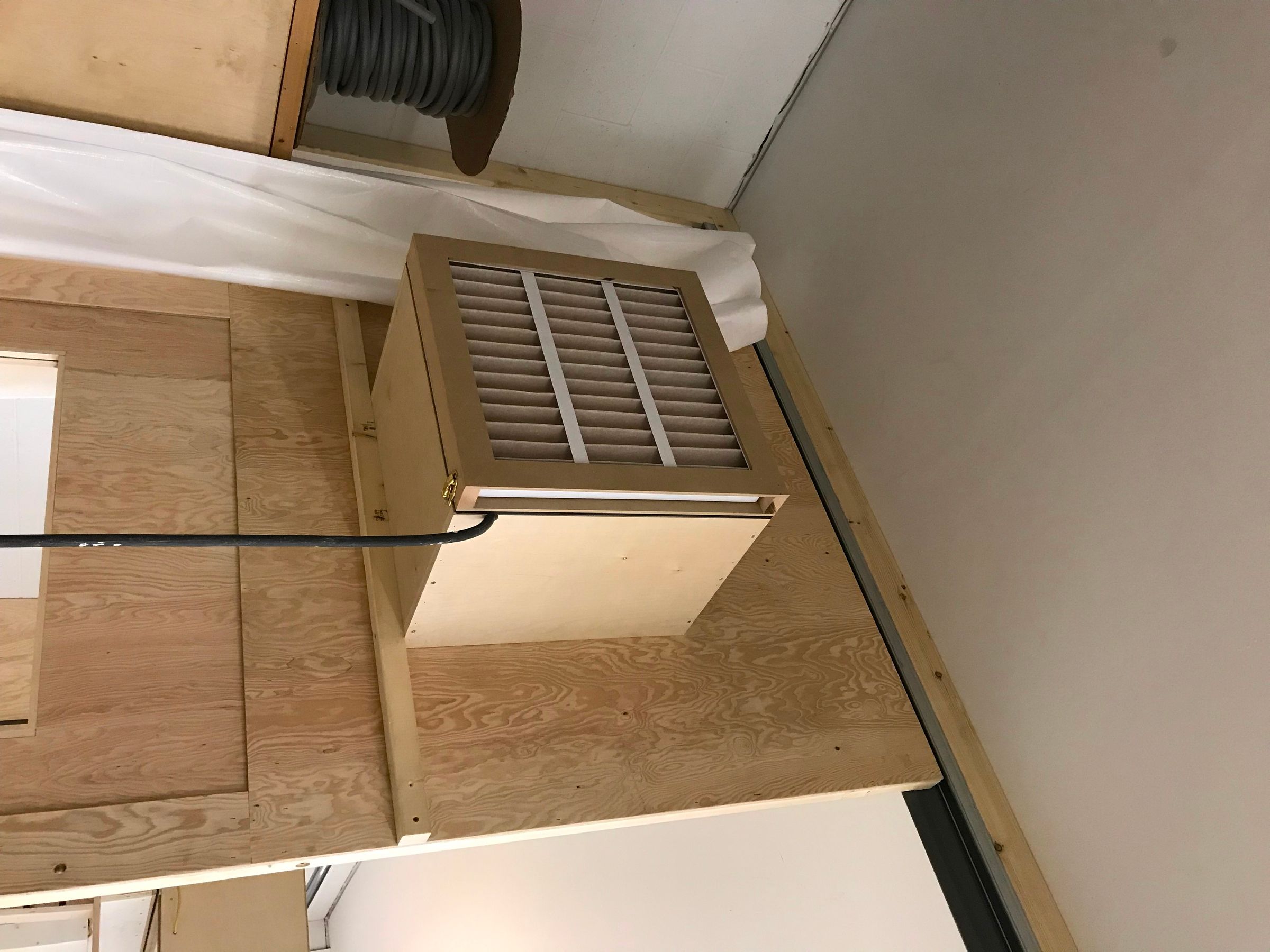 Recirculating Air Spray Booth : 9 Steps (with Pictures) - Instructables