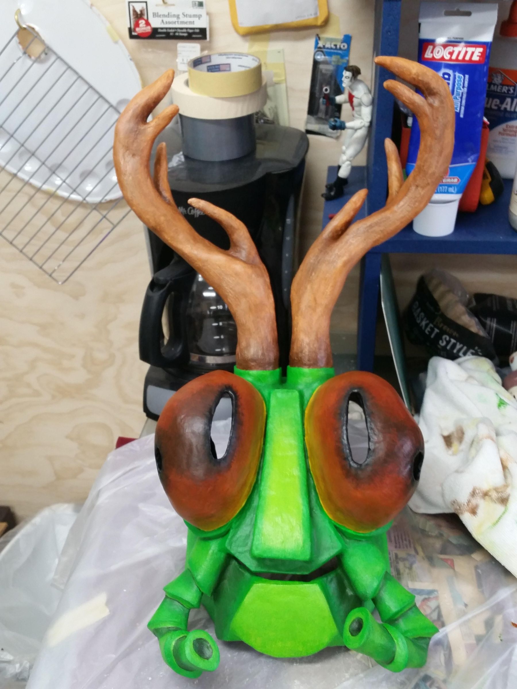 Buck Grasshopper Mask : 9 Steps (with Pictures) - Instructables