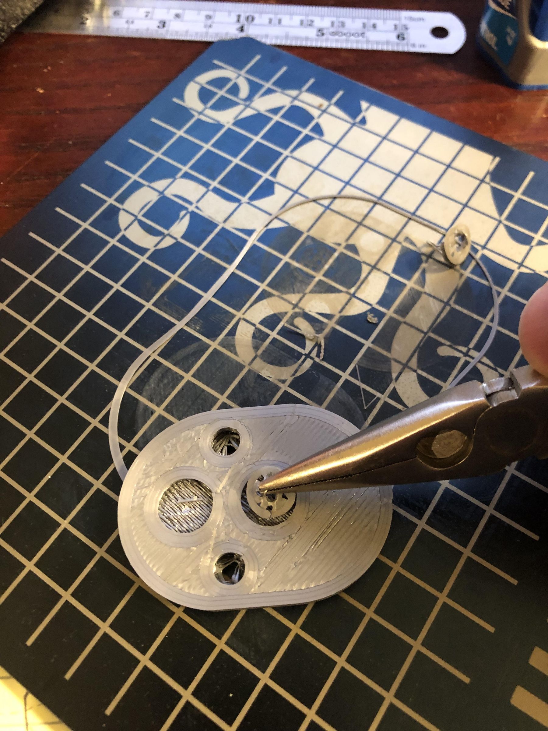 DYI Riveted Magnetic Clips : 4 Steps (with Pictures) - Instructables