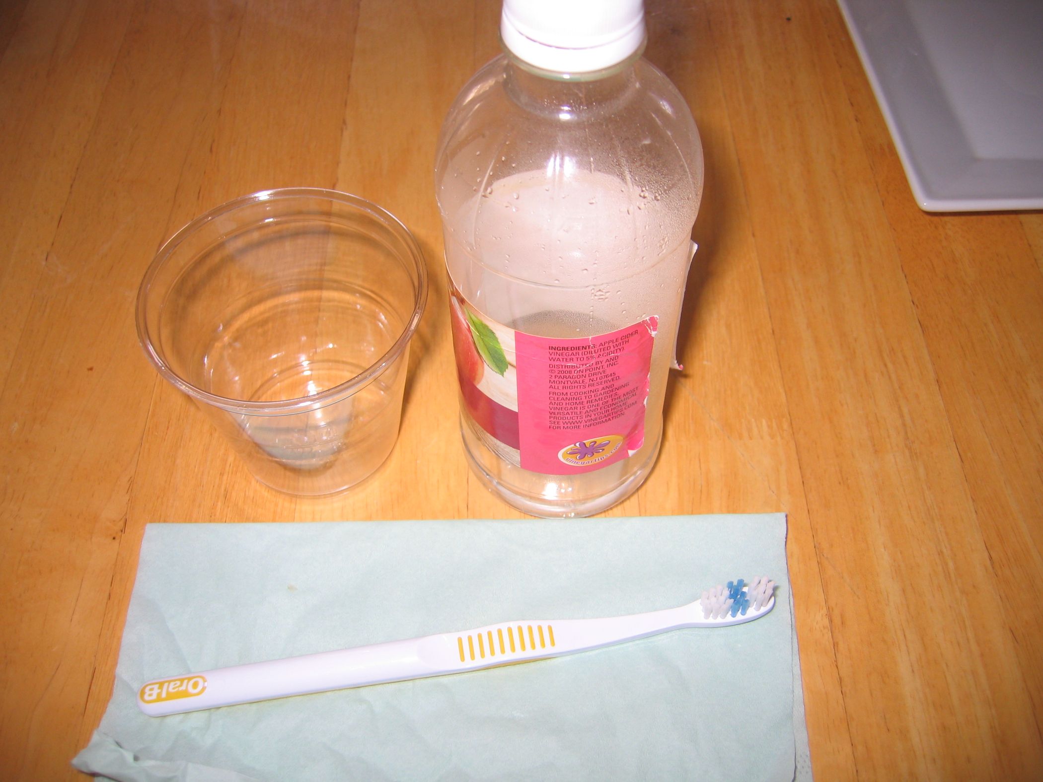 Really Nasty Toothbrush Prank : 3 Steps - Instructables