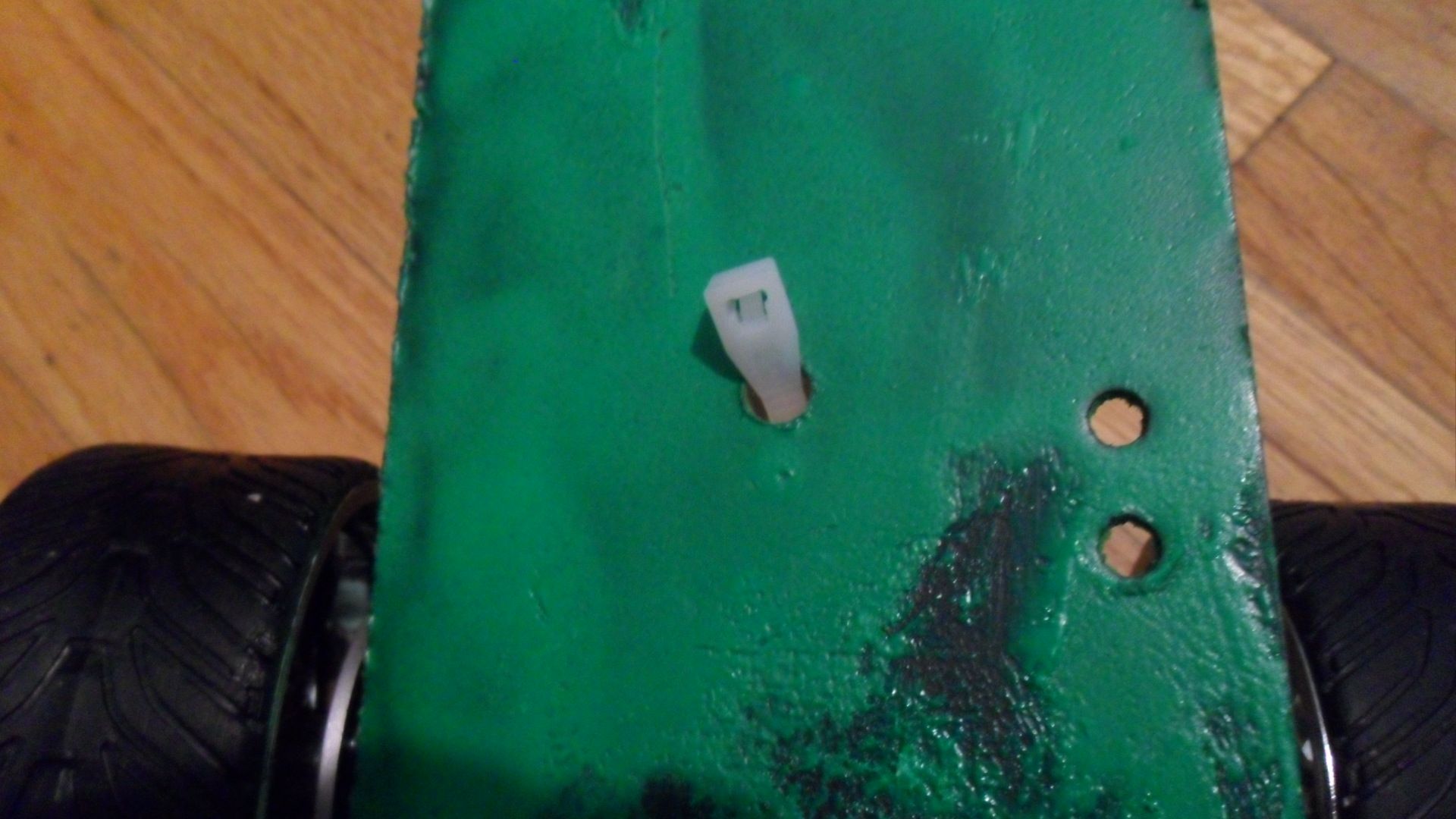 Old RC Car+ Blinking Led : 8 Steps - Instructables