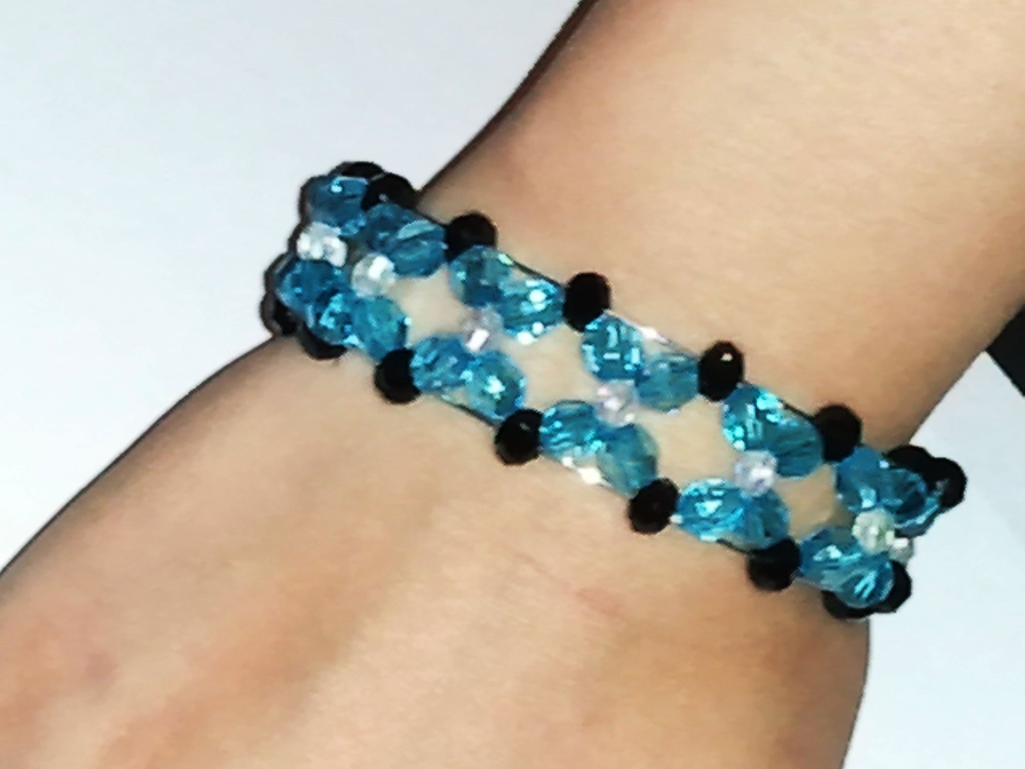 Flower Bracelet : 12 Steps - Instructables