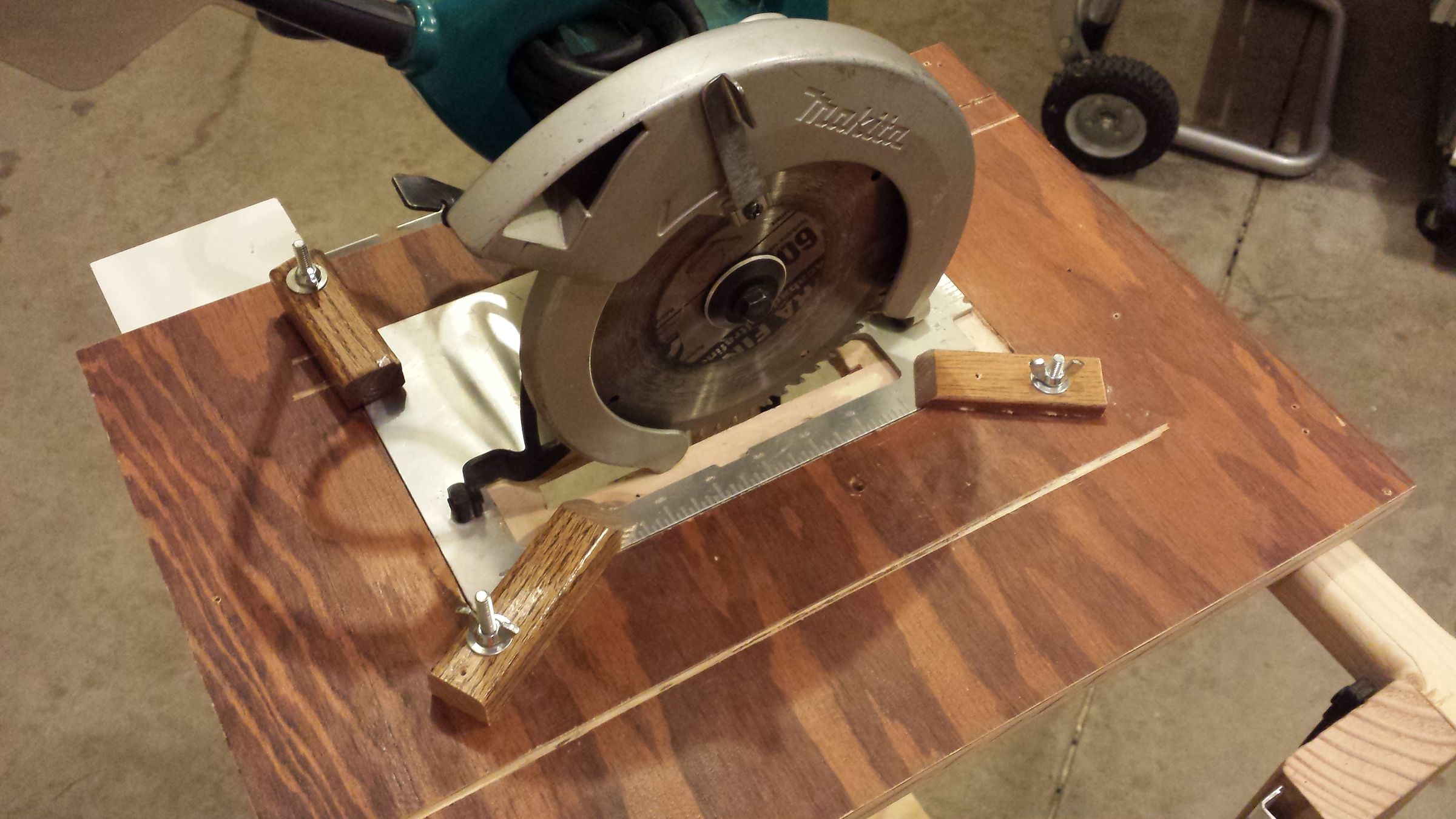 Mobile Toolbox and Work Station : 5 Steps - Instructables