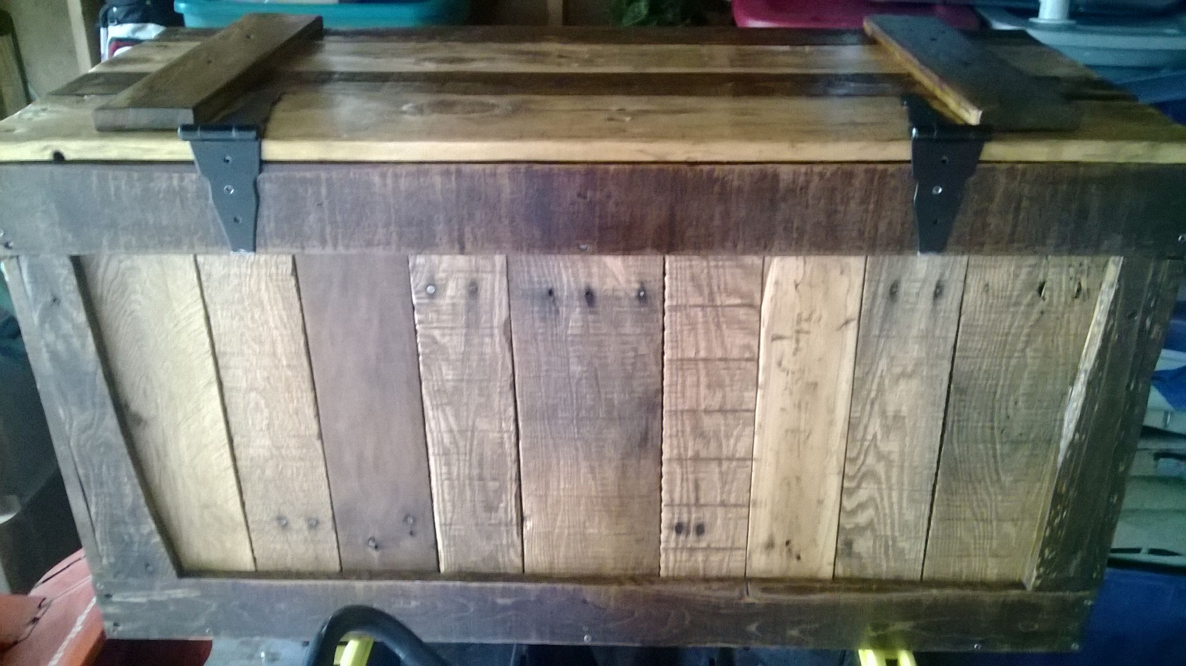 False Bottom Trunk From Reclaimed Wood (Pallets) : 7 Steps (with ...