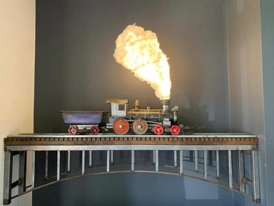My ‘Light’ Engine Locomotive – a Unique Scrap Metal Train Lamp & Bridge ...