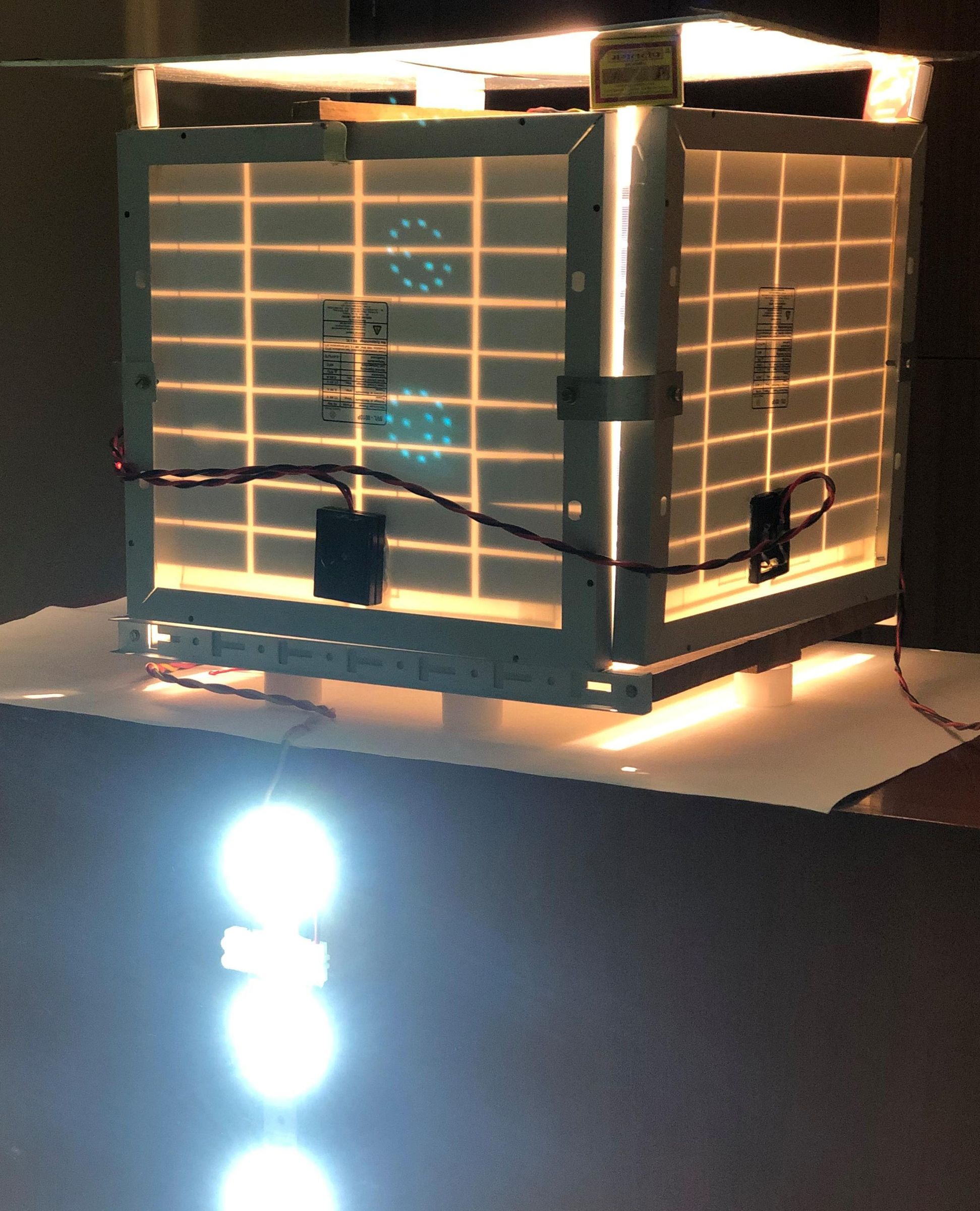 Compact Sunlight Simulator for Photovoltaic Panels : 6 Steps (with ...