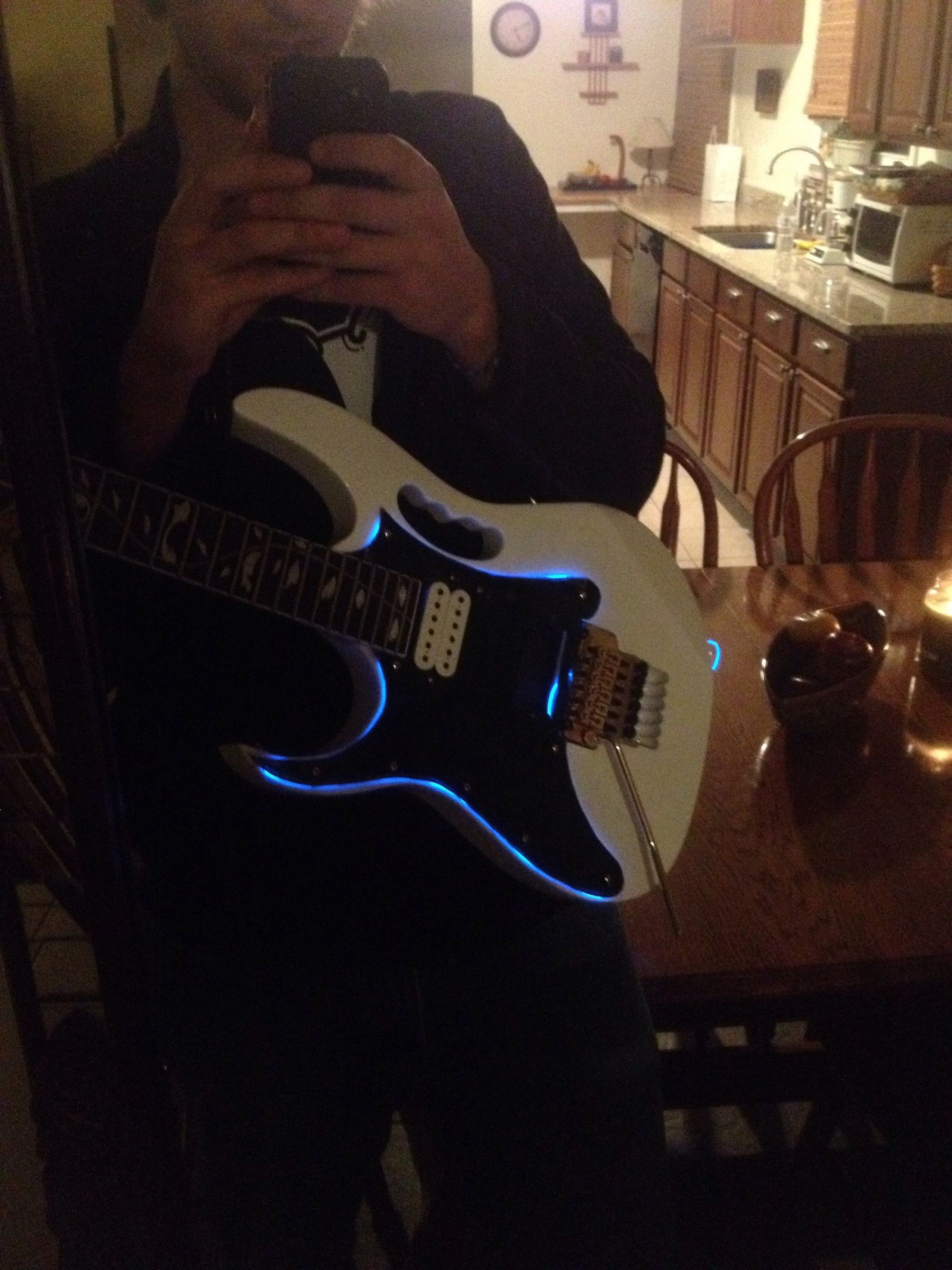 Easy and Cheap Guitar Light Mod : 6 Steps - Instructables