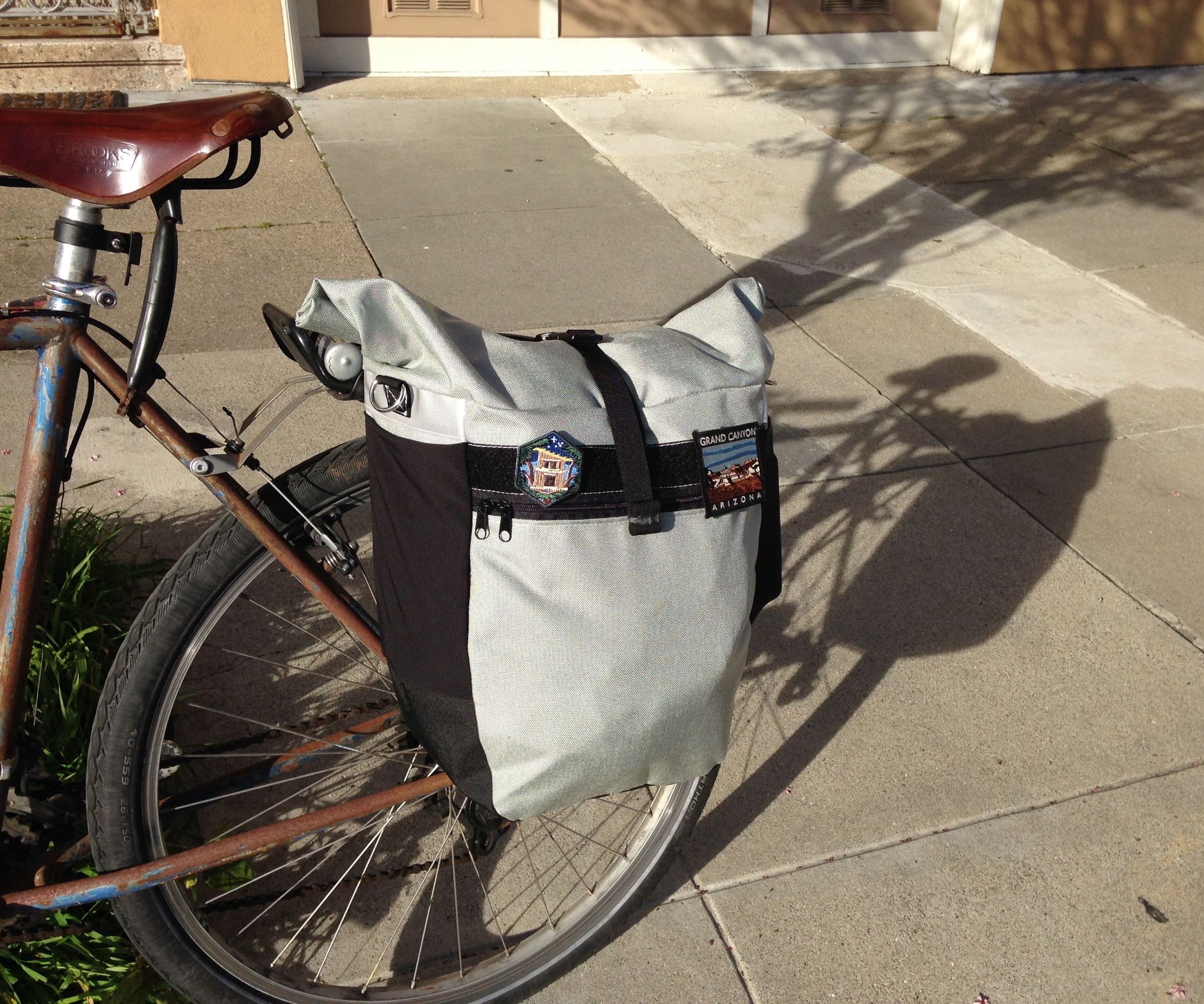 Bike Pannier From Scratch Using a Home Sewing Machine : 14 Steps (with ...