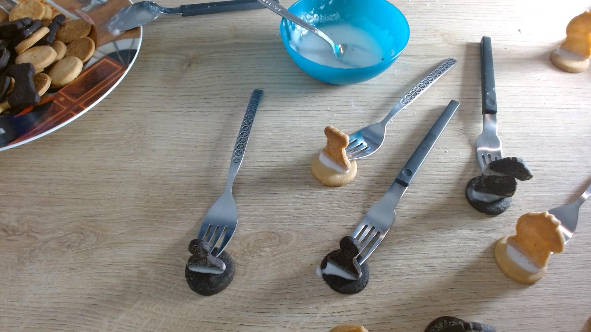 Chess Game Cookie Style (vegan) : 6 Steps (with Pictures) - Instructables