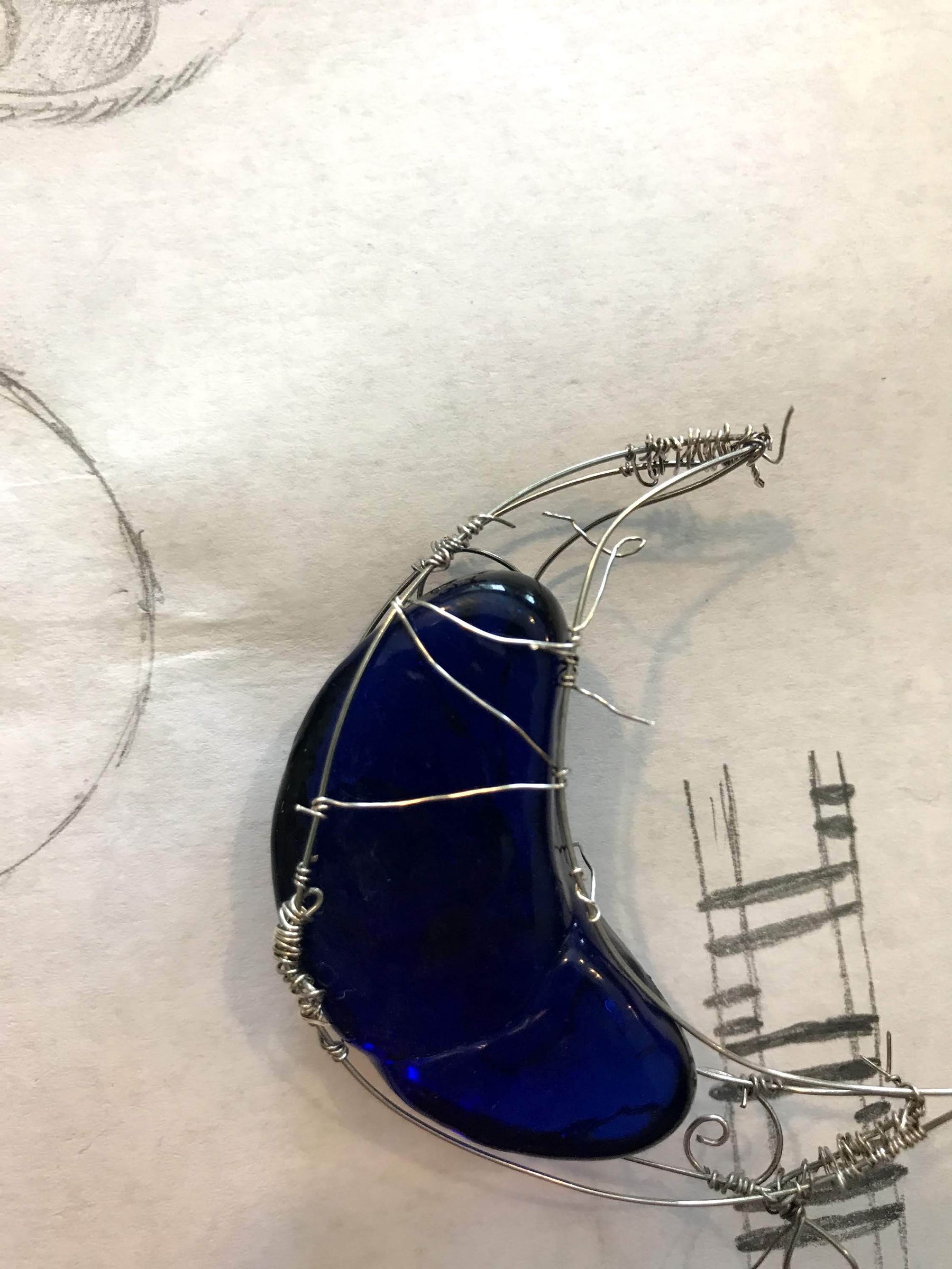 How to Design (and Finish!) a Wire Wrapped Moon Pendant : 8 Steps (with ...