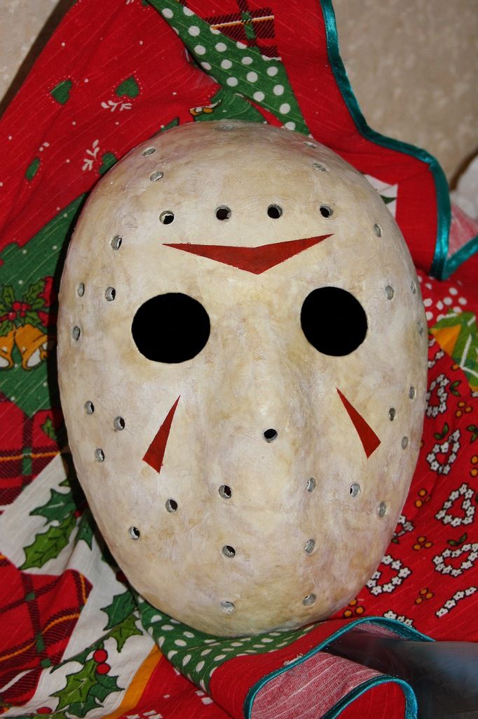 Jason Mask Friday 13. : 9 Steps - Instructables