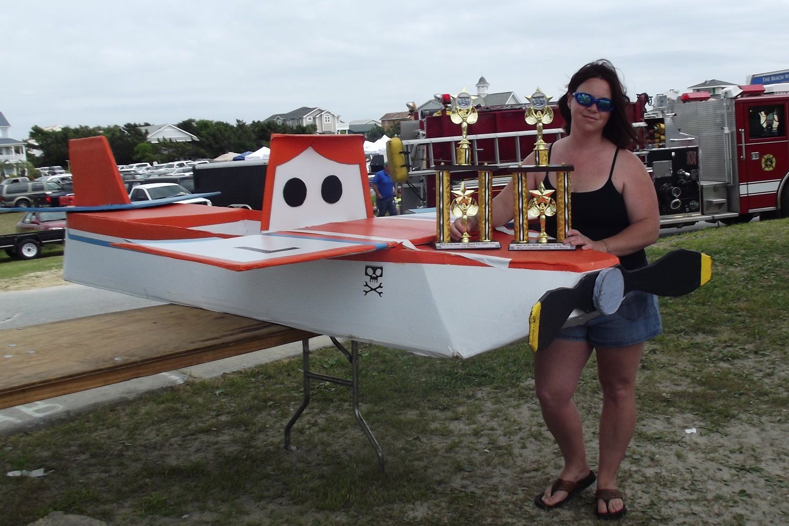 Make a Cardboard Boat : 7 Steps (with Pictures) - Instructables