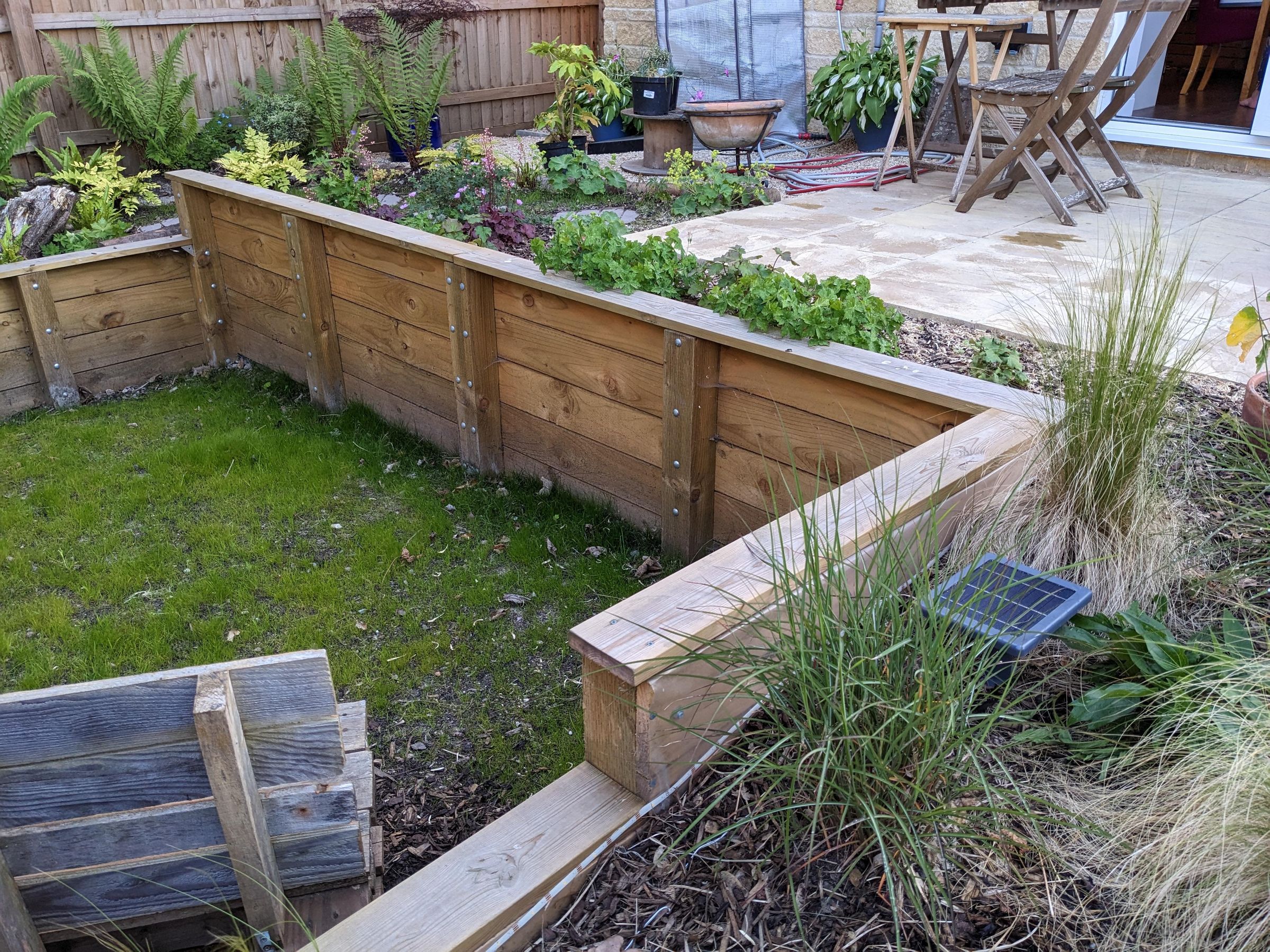 Creating a Beautiful Tiered Garden From a Boring New Build Slope : 8 ...