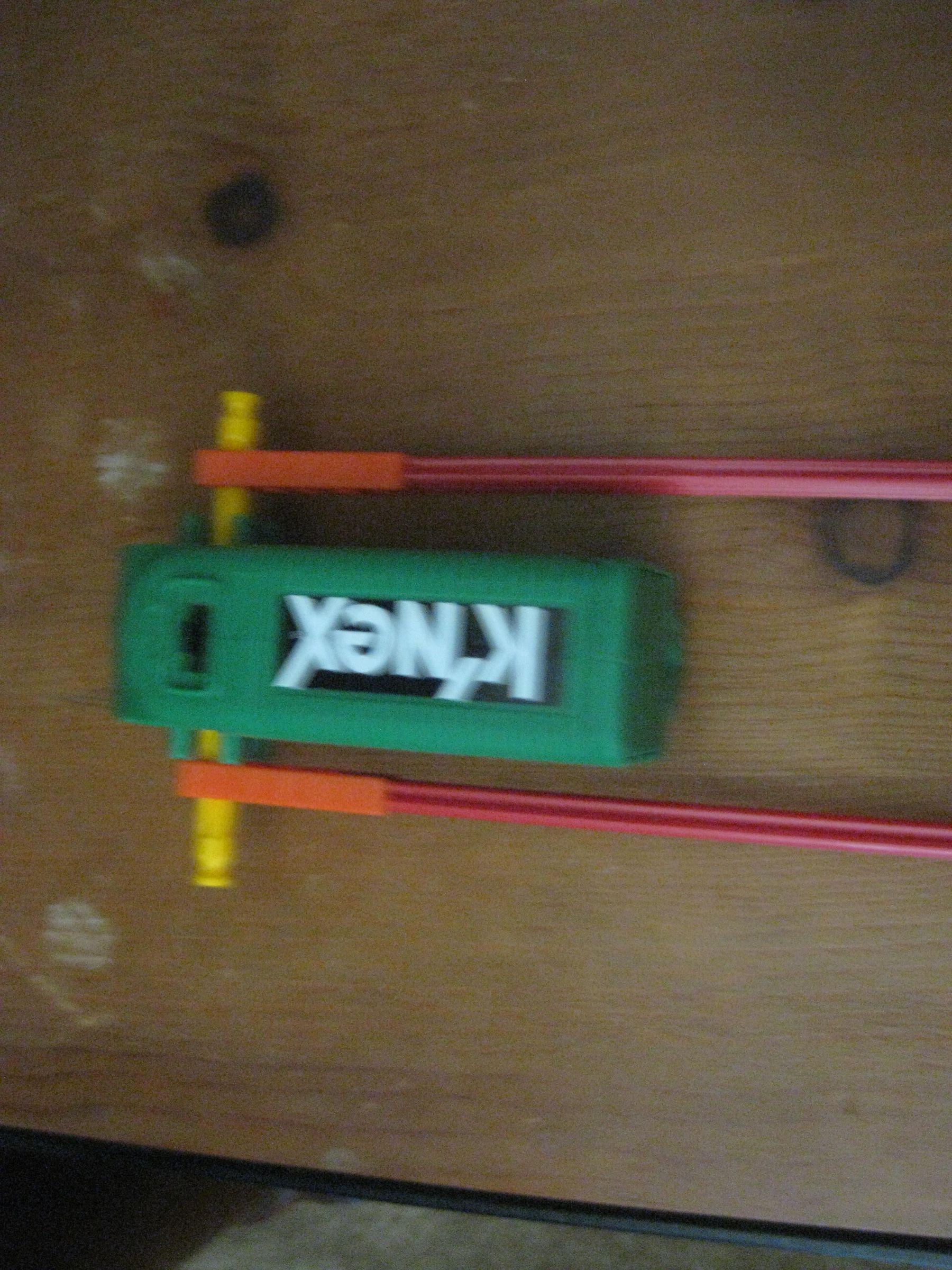 The Mini Beast - a K'nex Walker : 5 Steps - Instructables