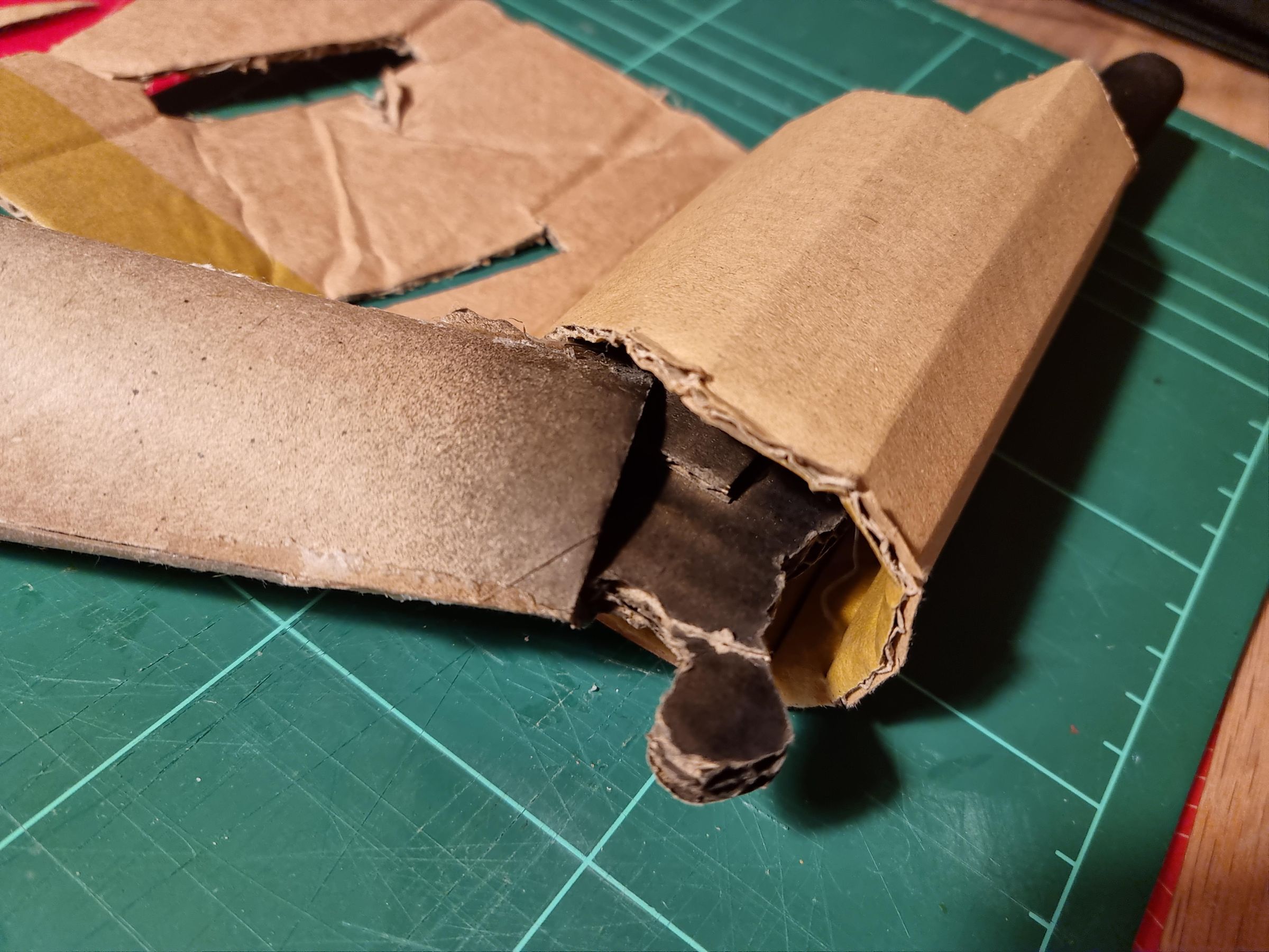 Easy Revolvers From Cardboard : 5 Steps - Instructables