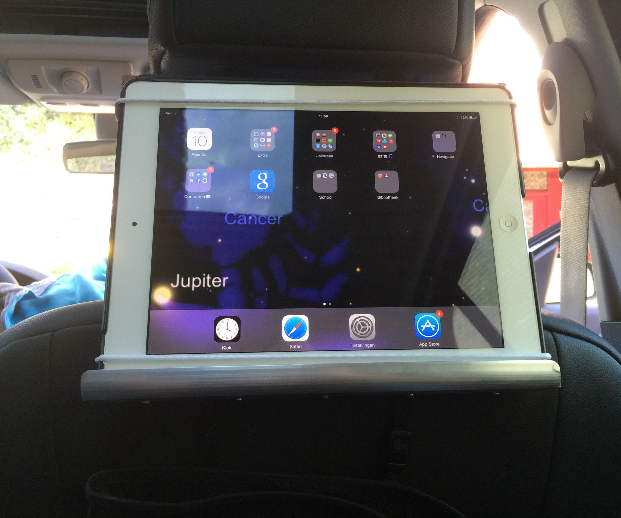 DIY Tablet Carmount : 7 Steps - Instructables