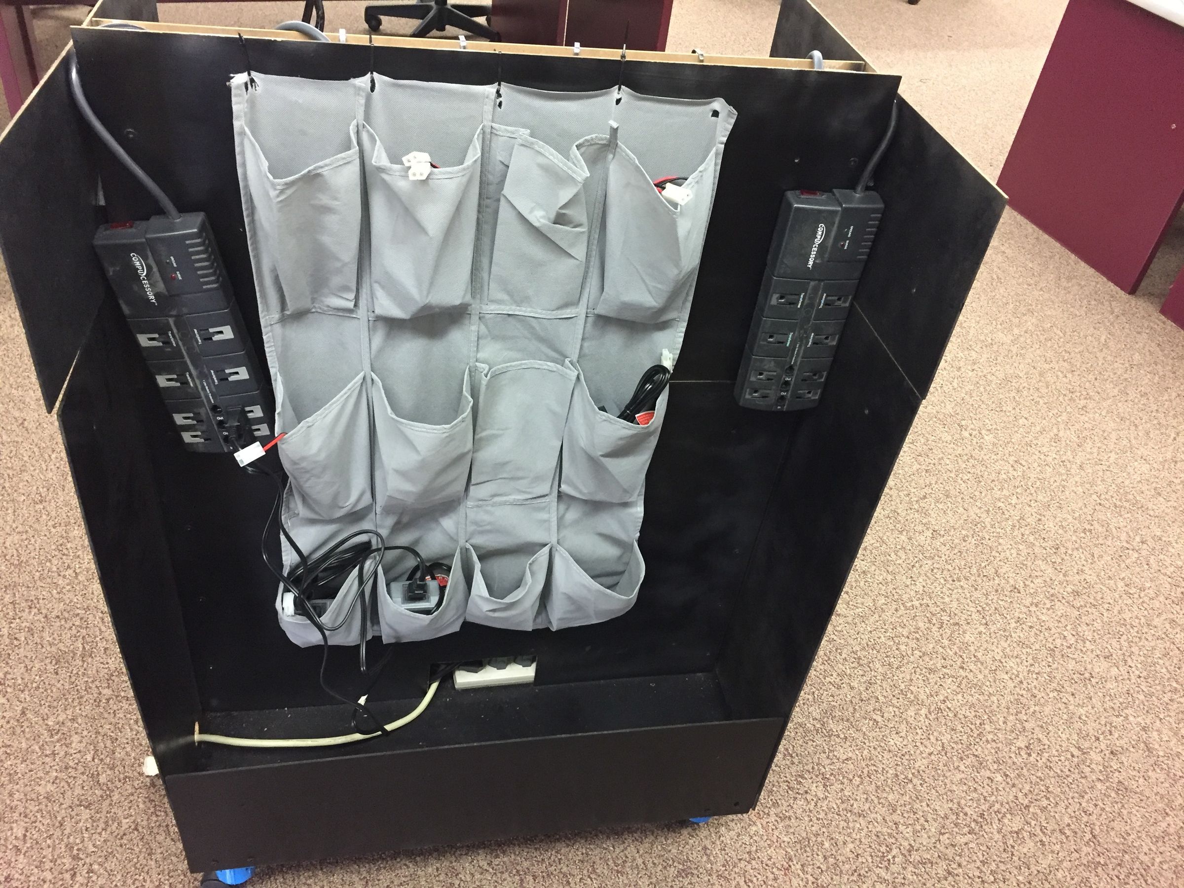 Mobile Charge Cart : 8 Steps - Instructables