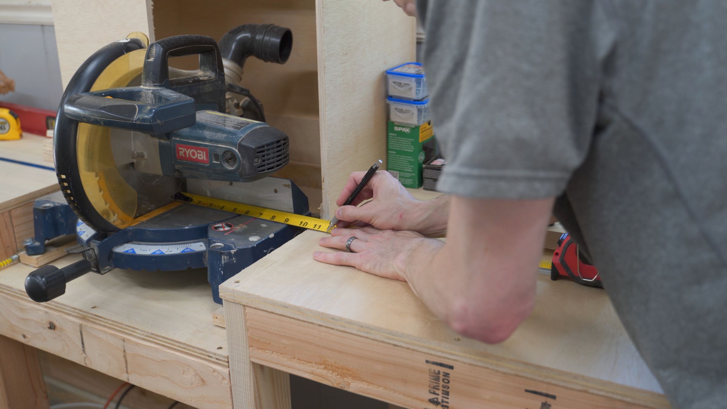 Miter Station + Storage Out of 2x4's : 17 Steps (with Pictures ...