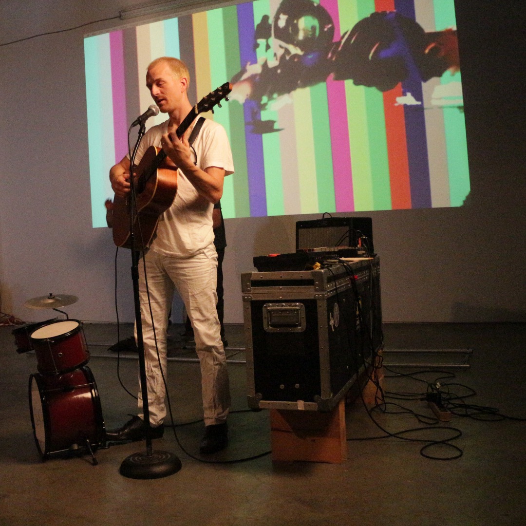 The Animation Station : 14 Steps (with Pictures) - Instructables