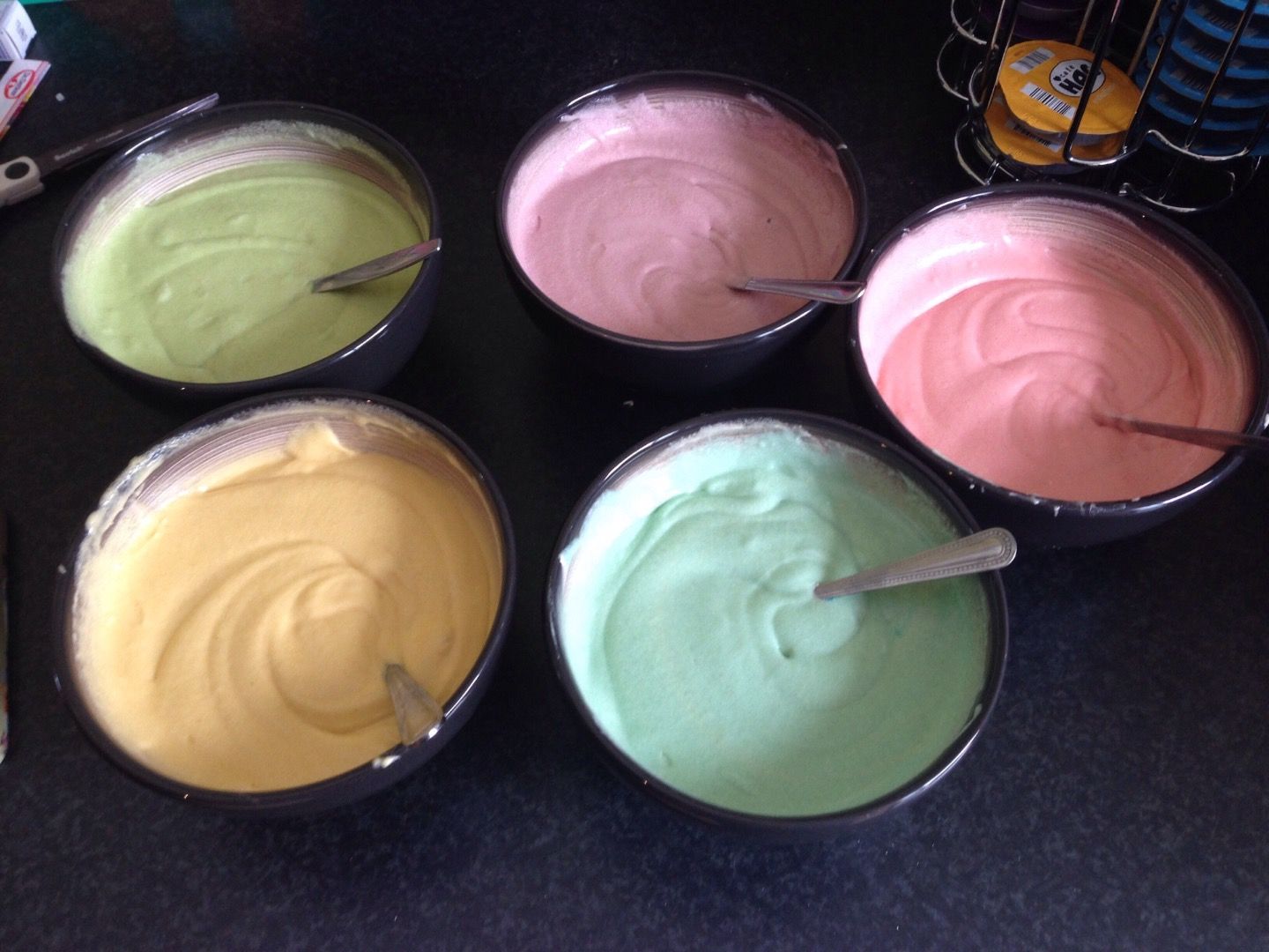 Out of This World Rainbow Cake Experience : 4 Steps (with Pictures) - Instructables