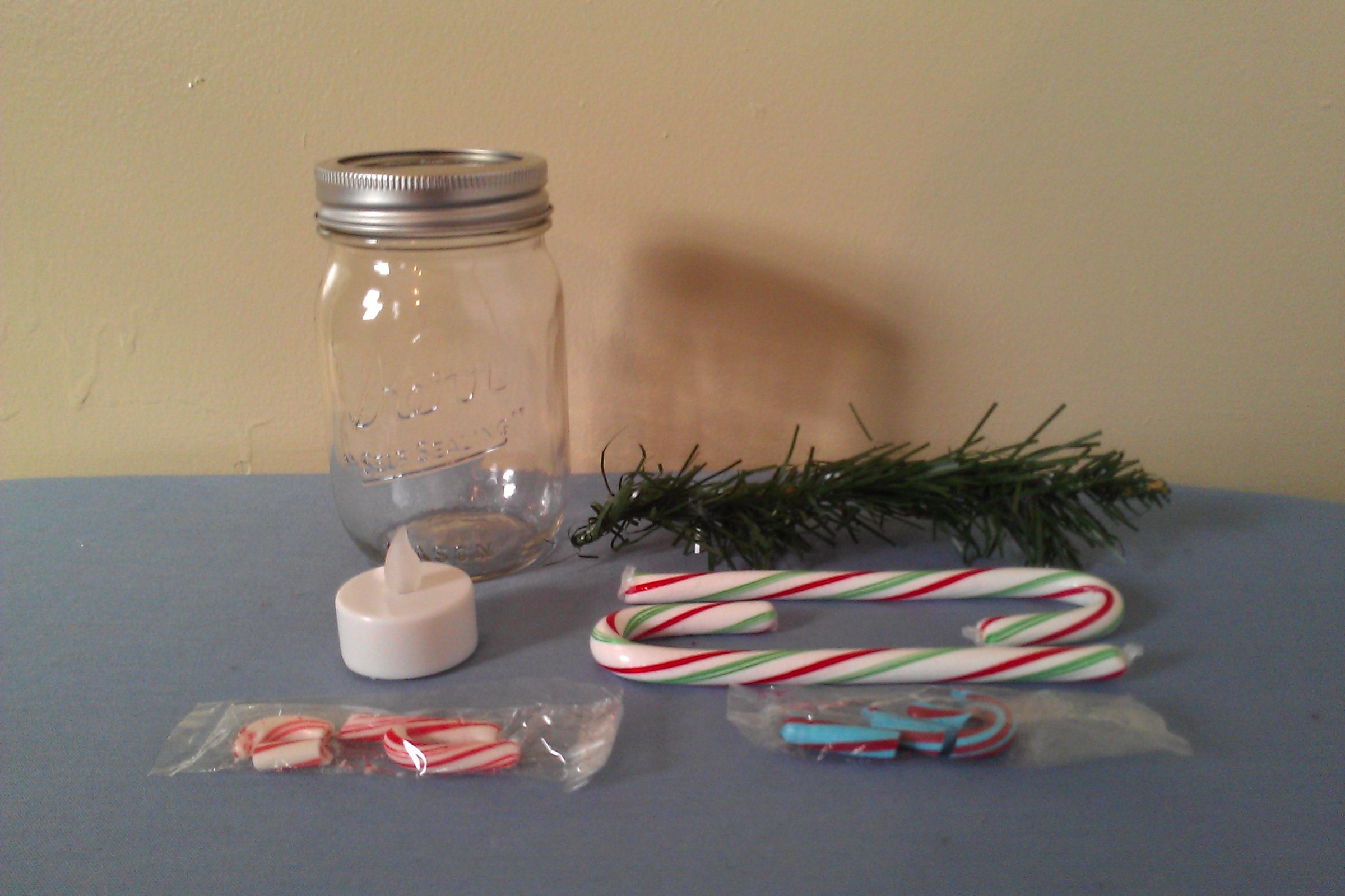 Last-Minute Christmas Jar Craft : 8 Steps (with Pictures) - Instructables