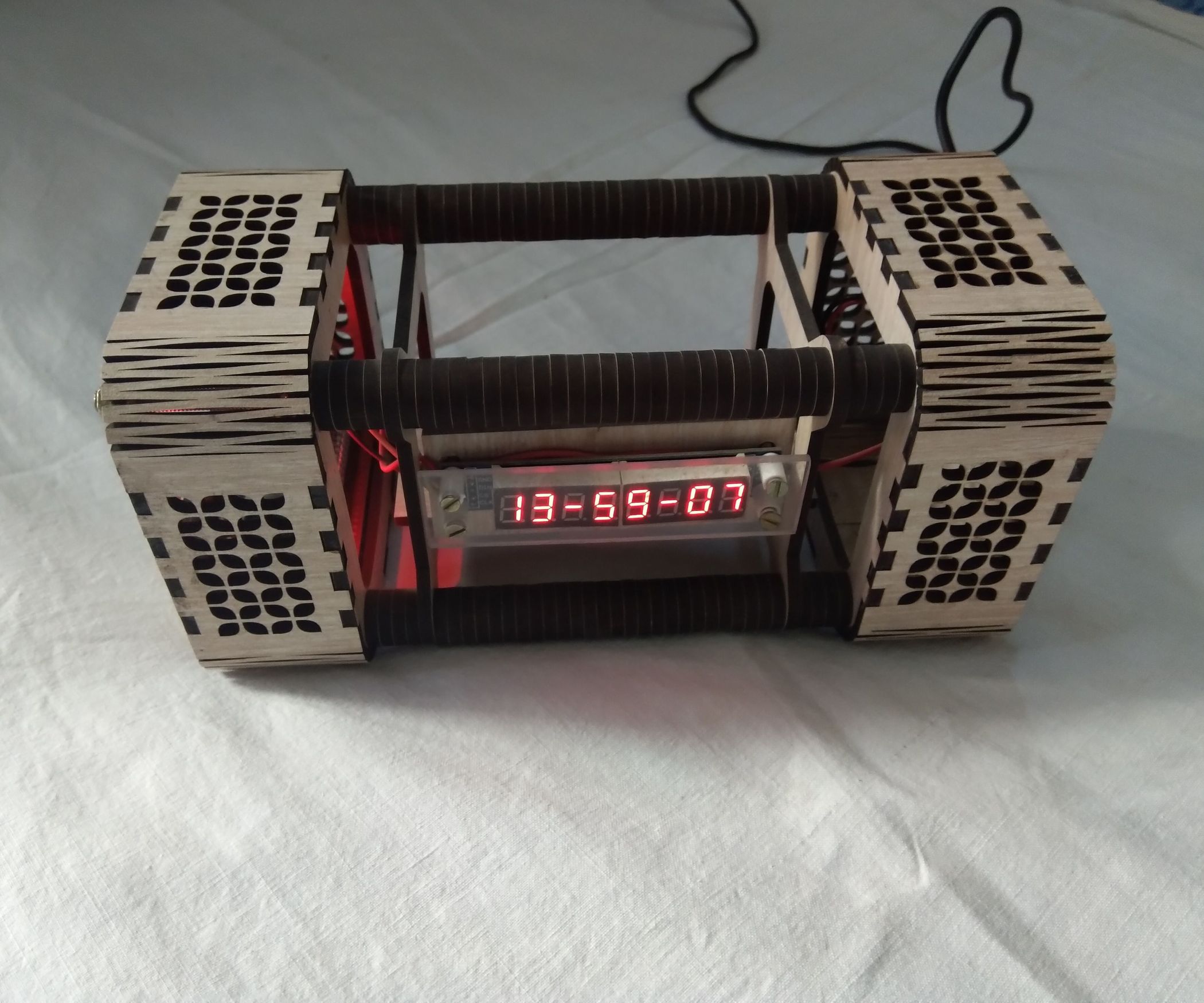 7219 Tube Clock : 7 Steps - Instructables