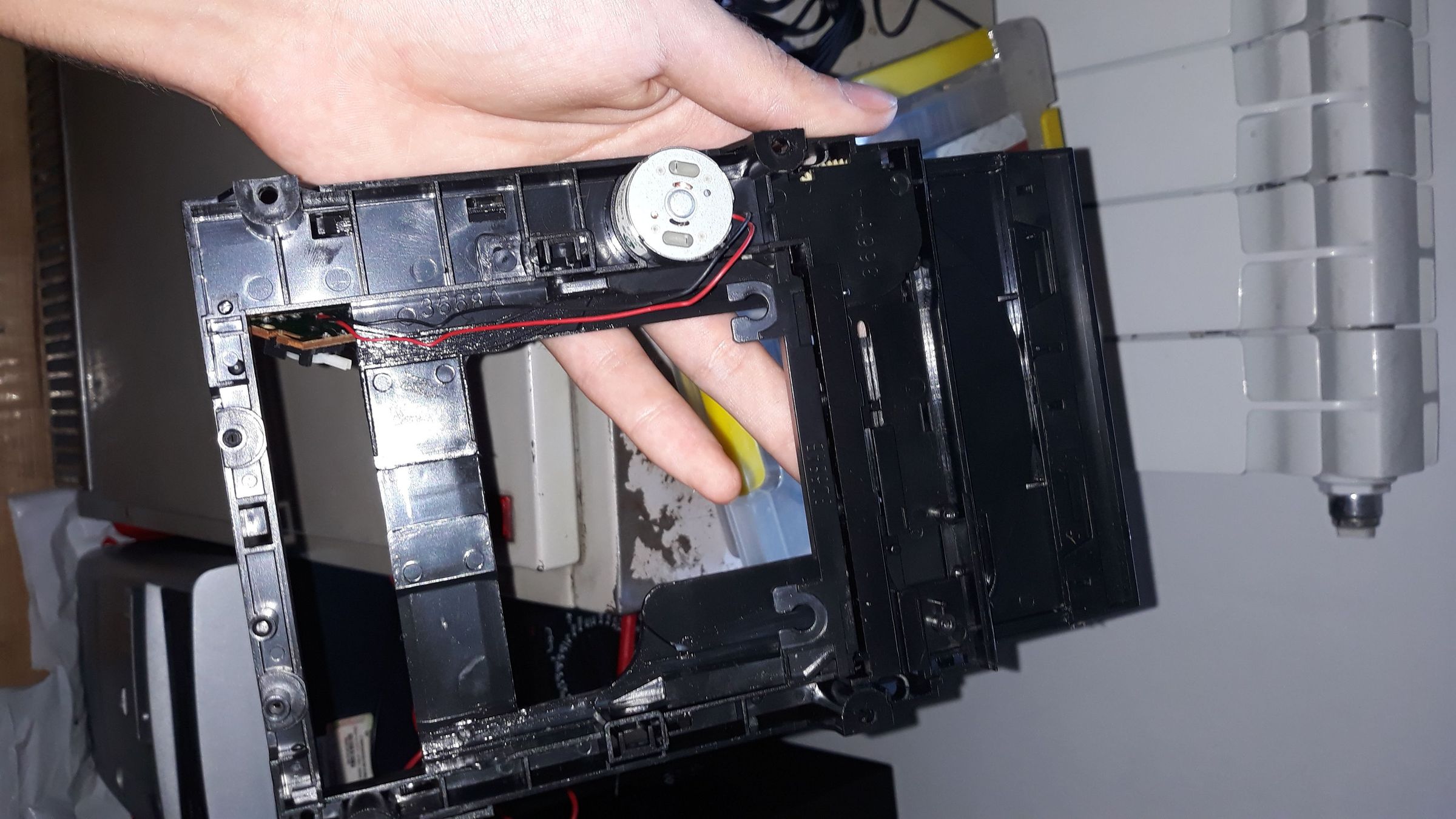 DVD Player: Explaining Parts and What Is Worth Salvaging : 9 Steps ...
