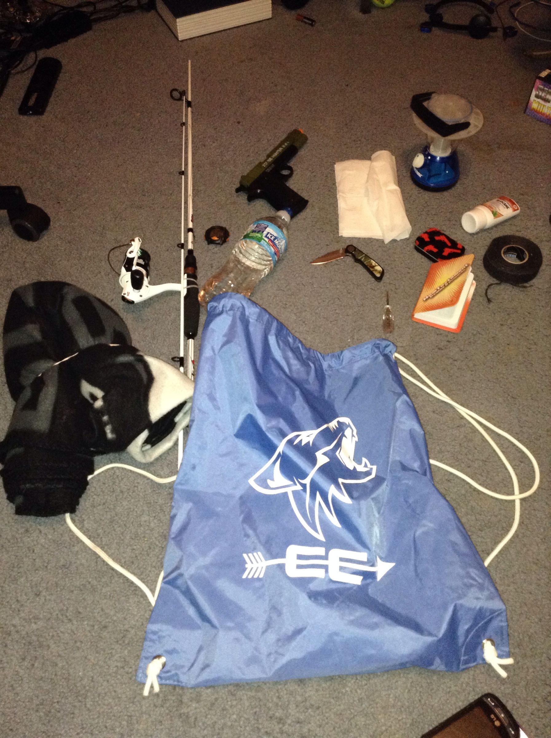 Survival Kit : 14 Steps - Instructables