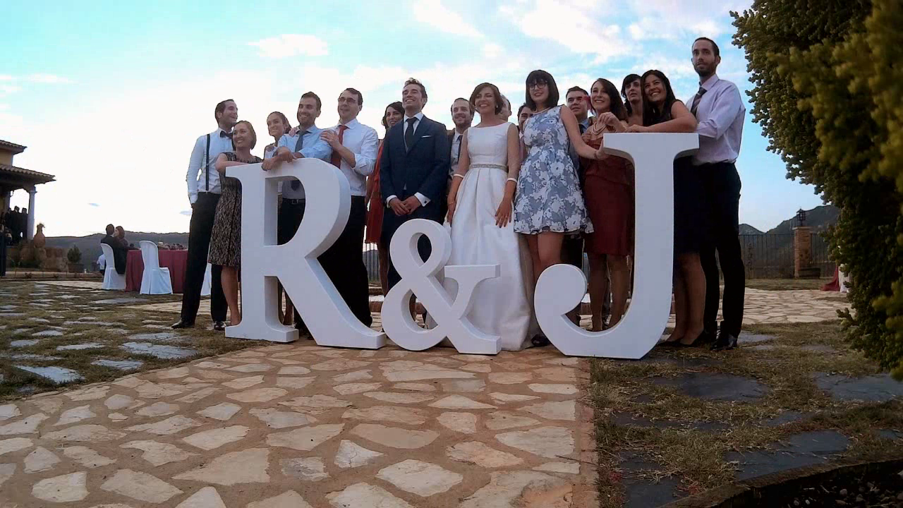 Huge Wooden Letters : 5 Steps (with Pictures) - Instructables