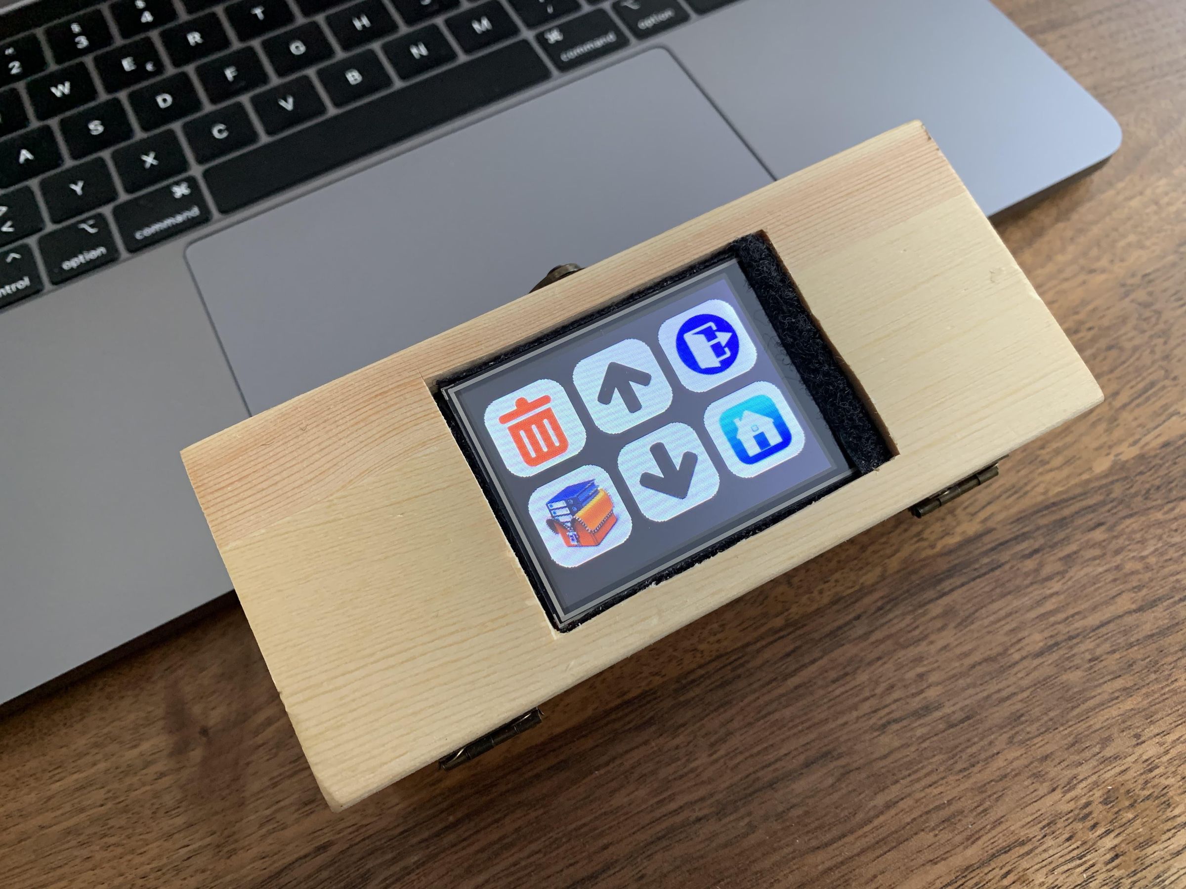 A Bluetooth ESP32 TFT + Touch Macro Keypad) : 11 Steps (with Pictures) - Instructables