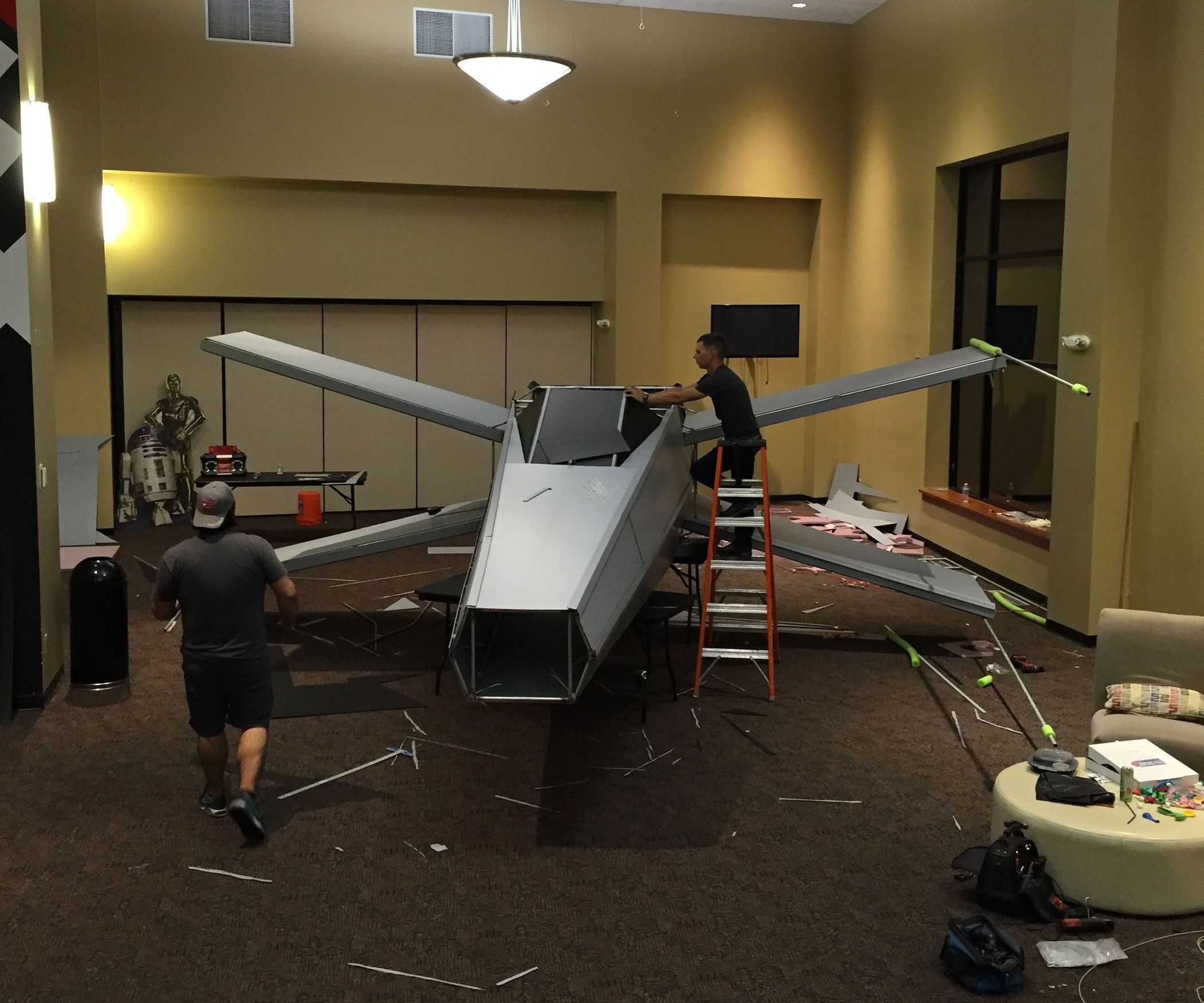 Star Wars X-wing Fighter, Life Sized Model for $400! : 7 Steps (with ...
