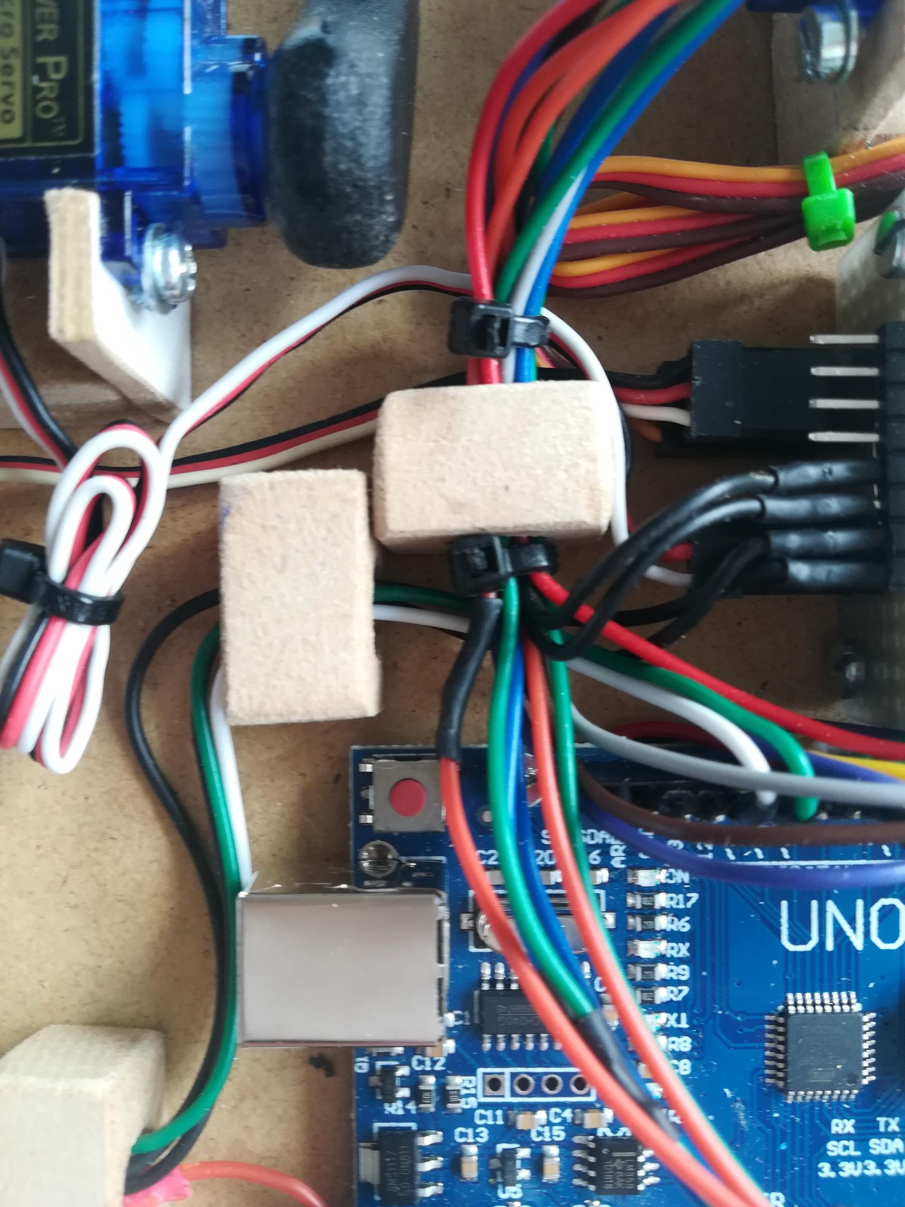 Useless Box With an Attitude : 8 Steps (with Pictures) - Instructables