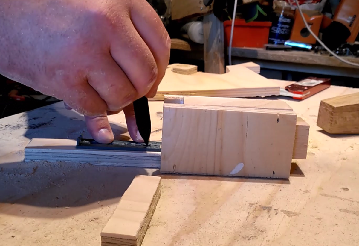 Pop Up Bench Dogs : 6 Steps (with Pictures) - Instructables