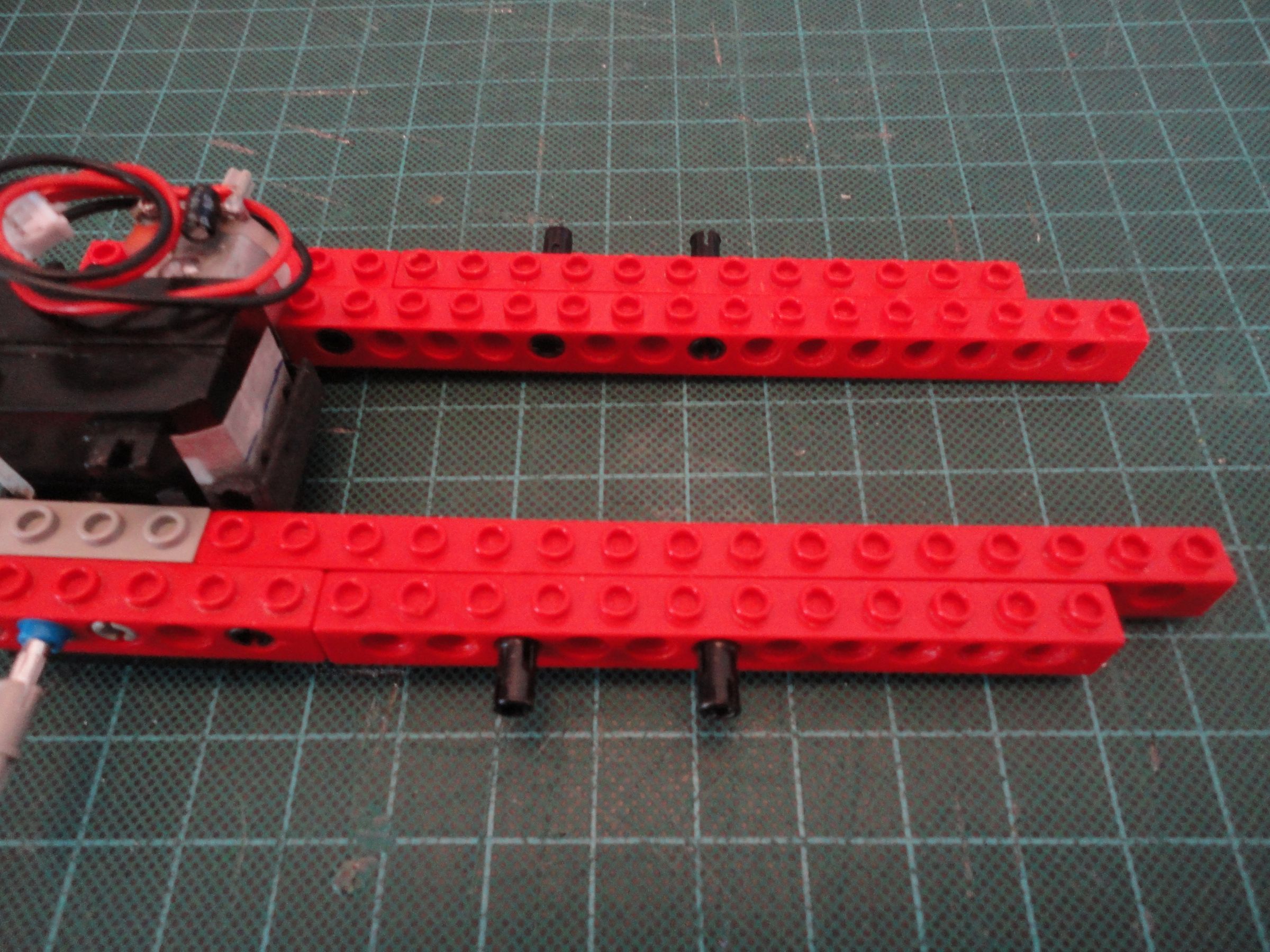 Wireless Lego Race Car : 13 Steps (with Pictures) - Instructables