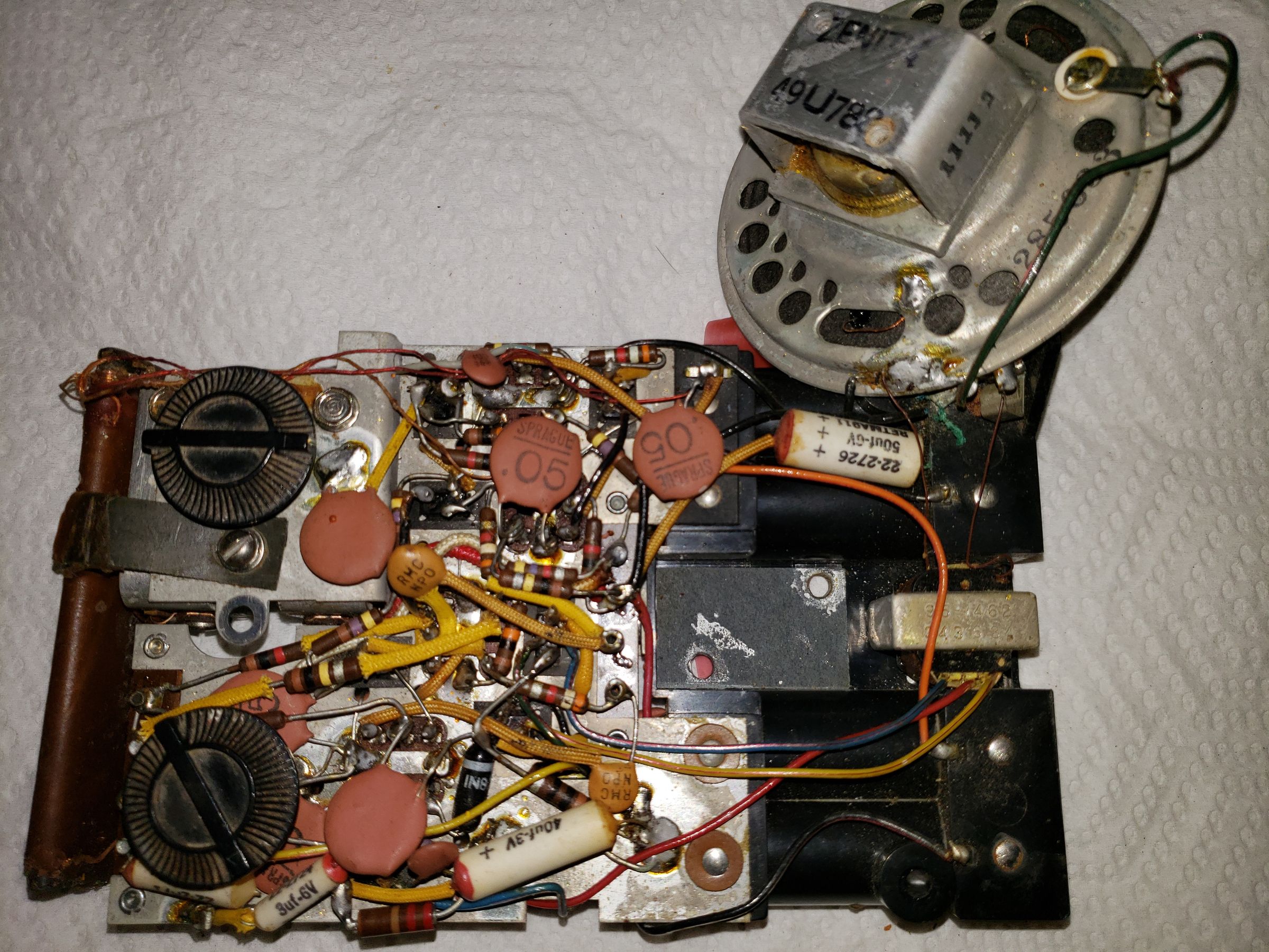 Bringing a 1955 Transistor Radio Back to Life : 7 Steps - Instructables