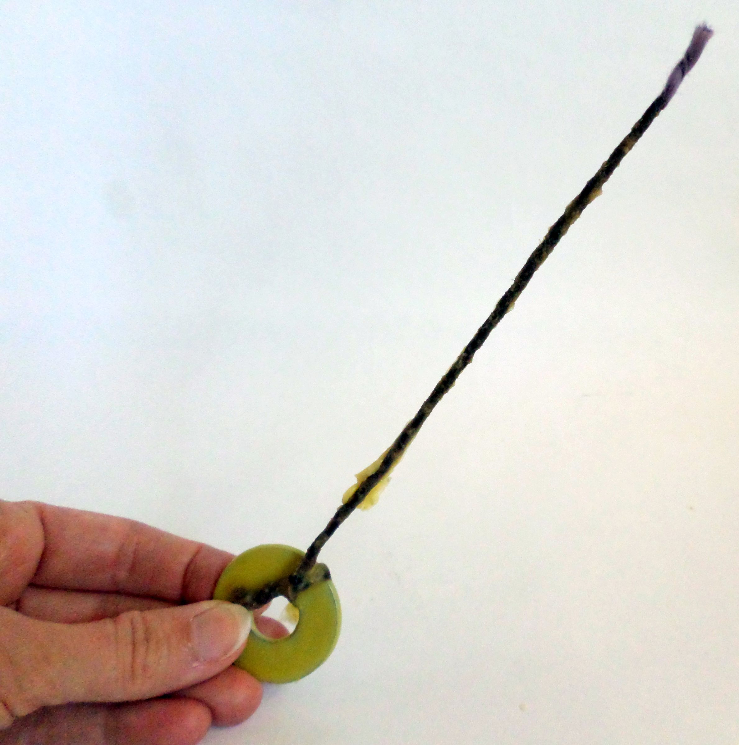 Easy Minecraft Glowstone Beeswax Candle : 5 Steps - Instructables