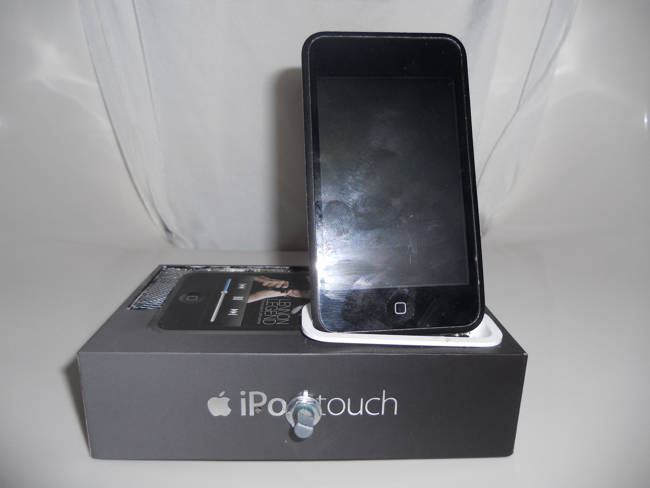 Ipod Box Speakers : 5 Steps - Instructables