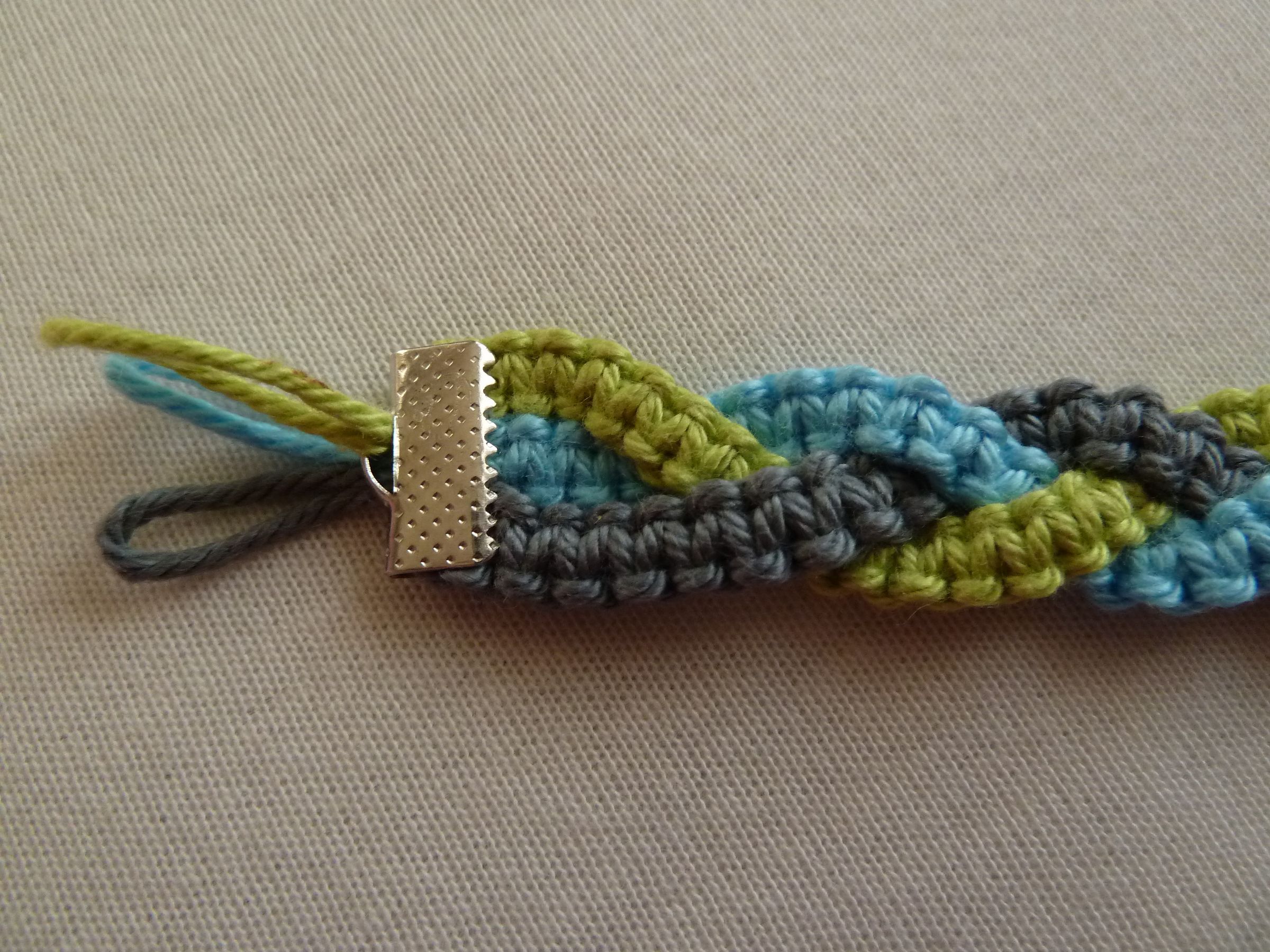 Braided Macrame Bracelet : 14 Steps (with Pictures) - Instructables