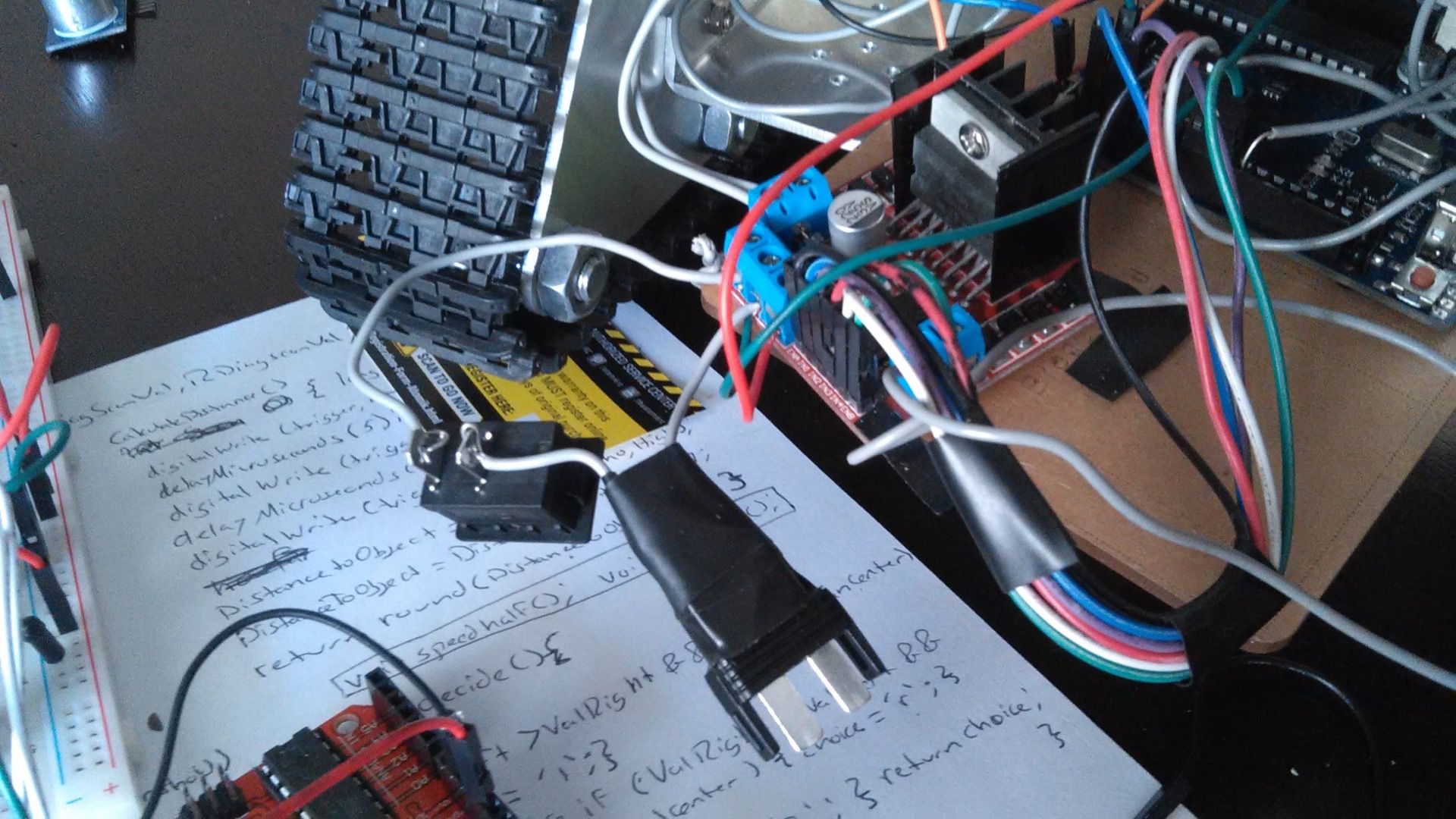 Autonomous Tank W/ Robotic Arm(Arduino, Bluetooth) : 8 Steps ...