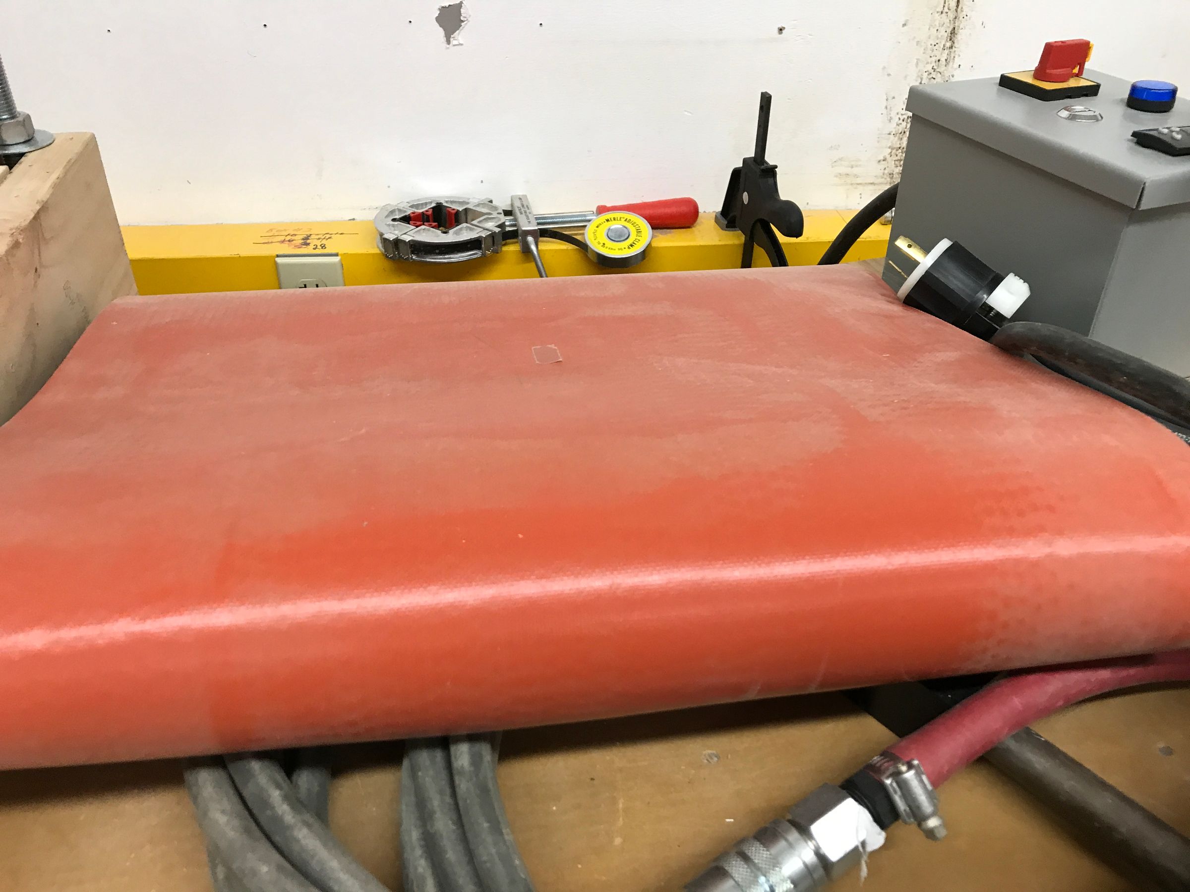 How to Make a Snowboard : 17 Steps (with Pictures) - Instructables