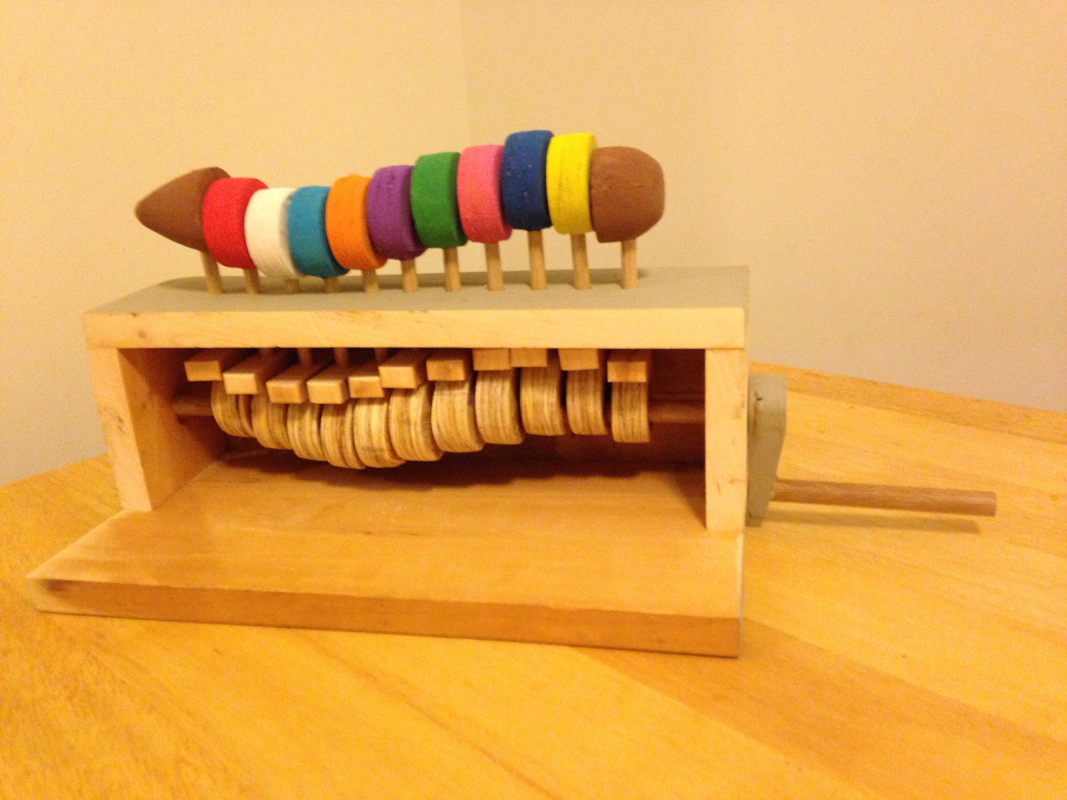 Hand Crank Mechanical Toy : 7 Steps (with Pictures) - Instructables