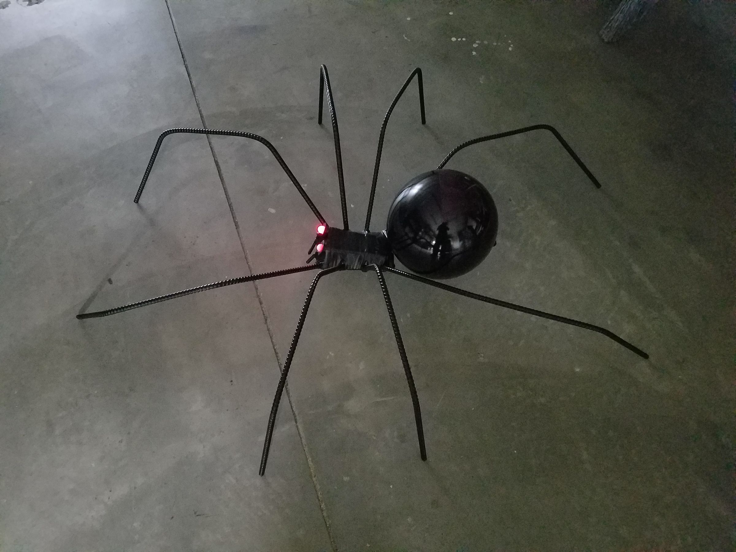 How to Make Giant Halloween Spiders : 23 Steps (with Pictures ...