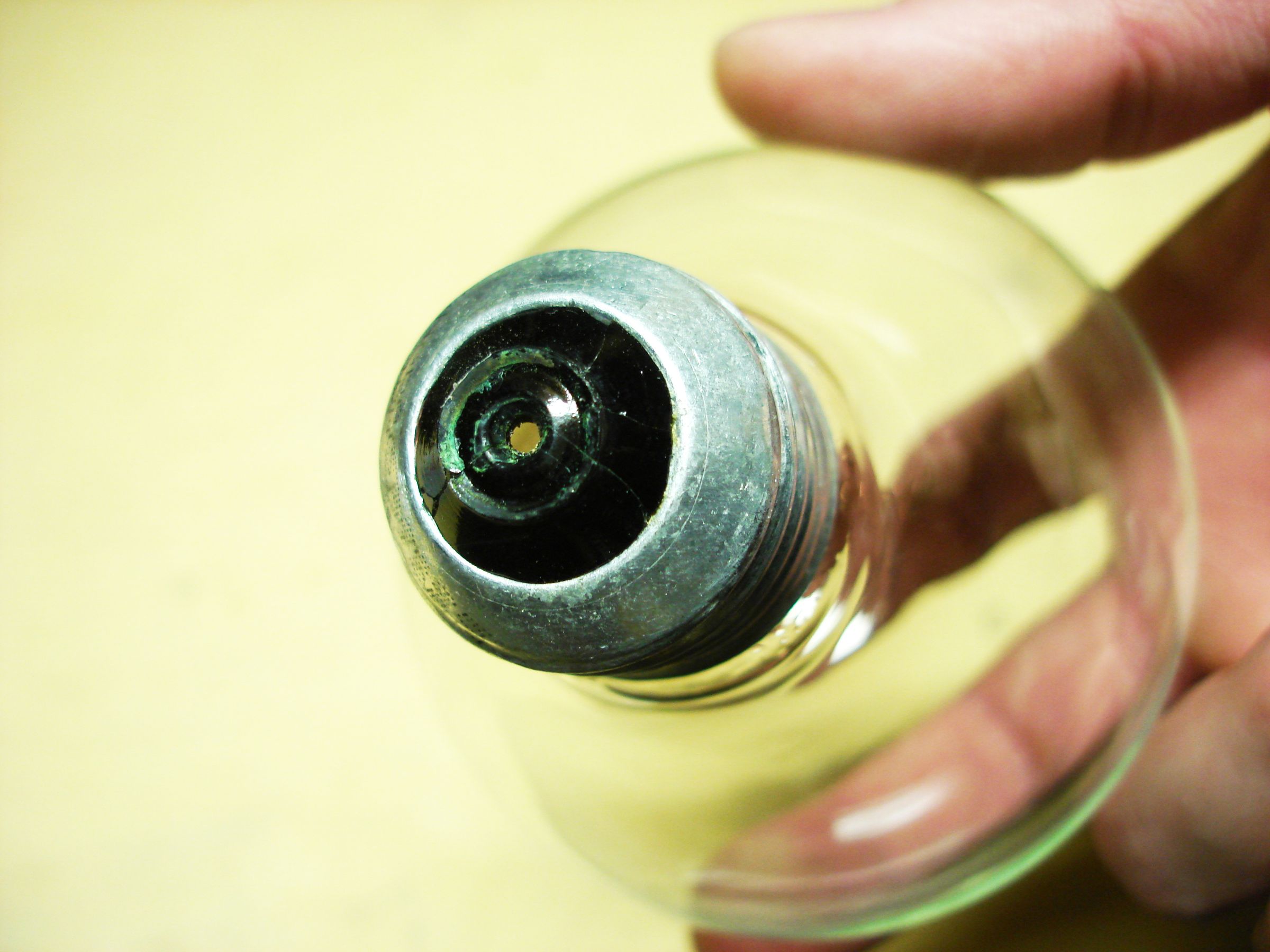 Used Light Bulb Oil/Alcohol Lamp : 6 Steps - Instructables