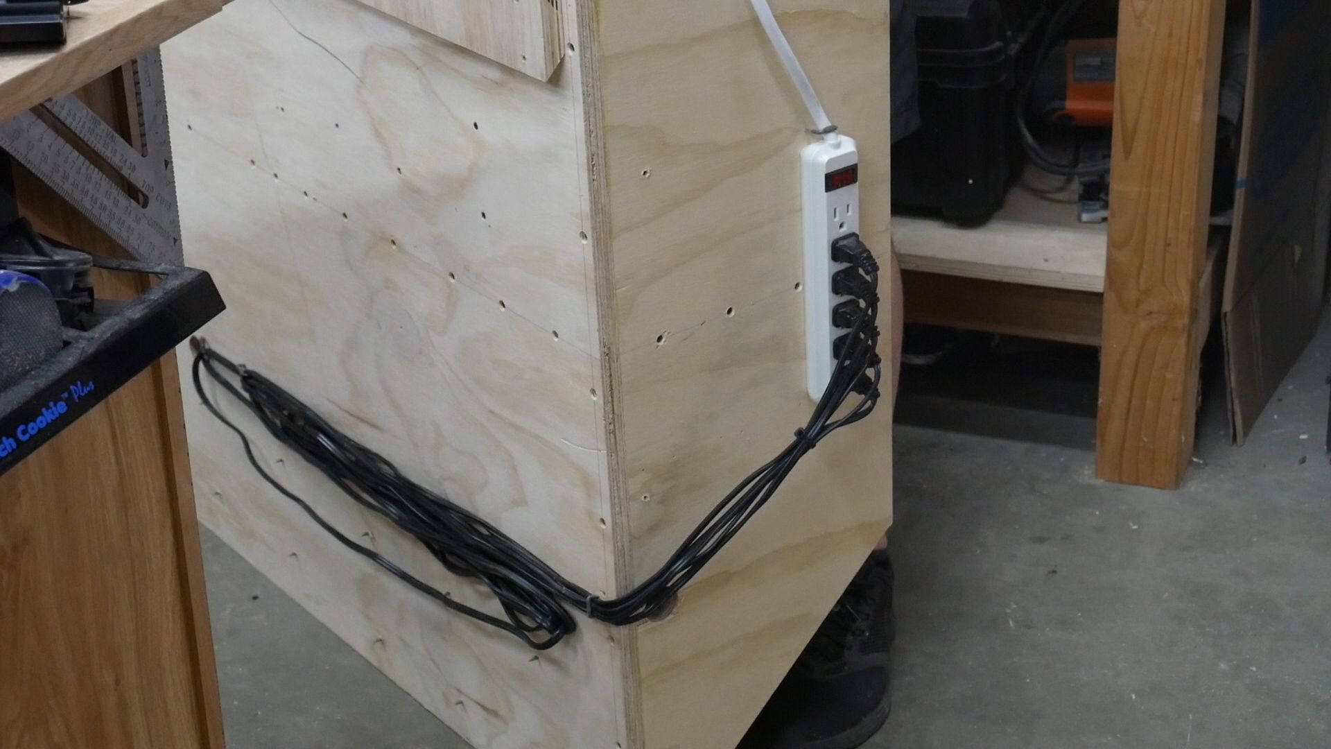 Ultimate Drill Charging / Storage Station : 13 Steps (with Pictures ...