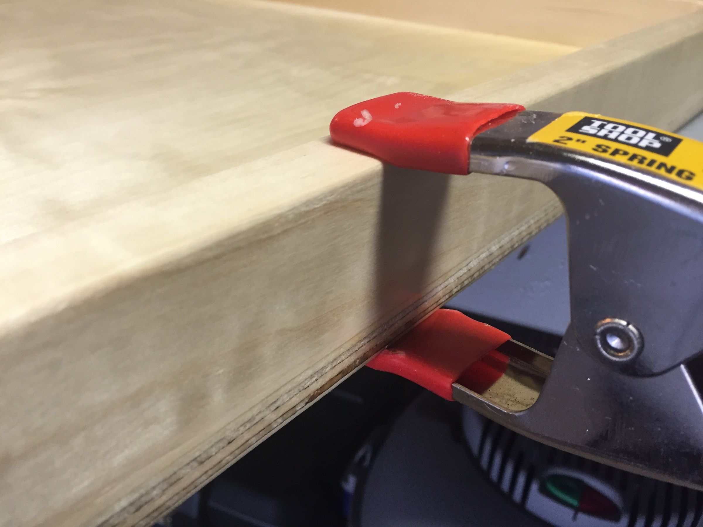 Carvers Lap Table : 12 Steps - Instructables