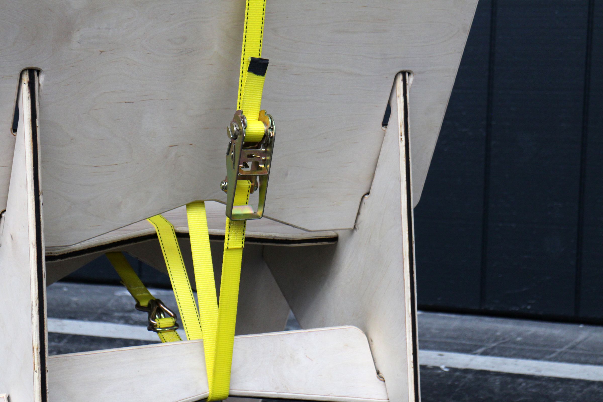 Ratchet Strap Chair : 7 Steps (with Pictures) - Instructables