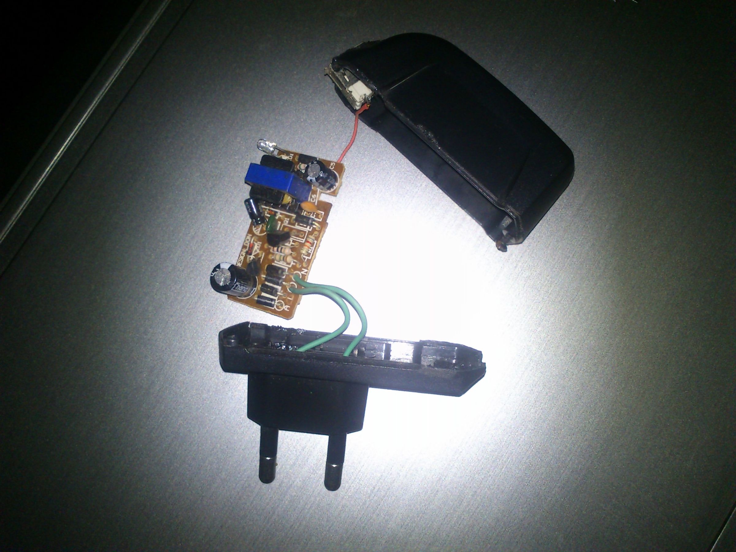 DIY USB Android Charger - Instructables