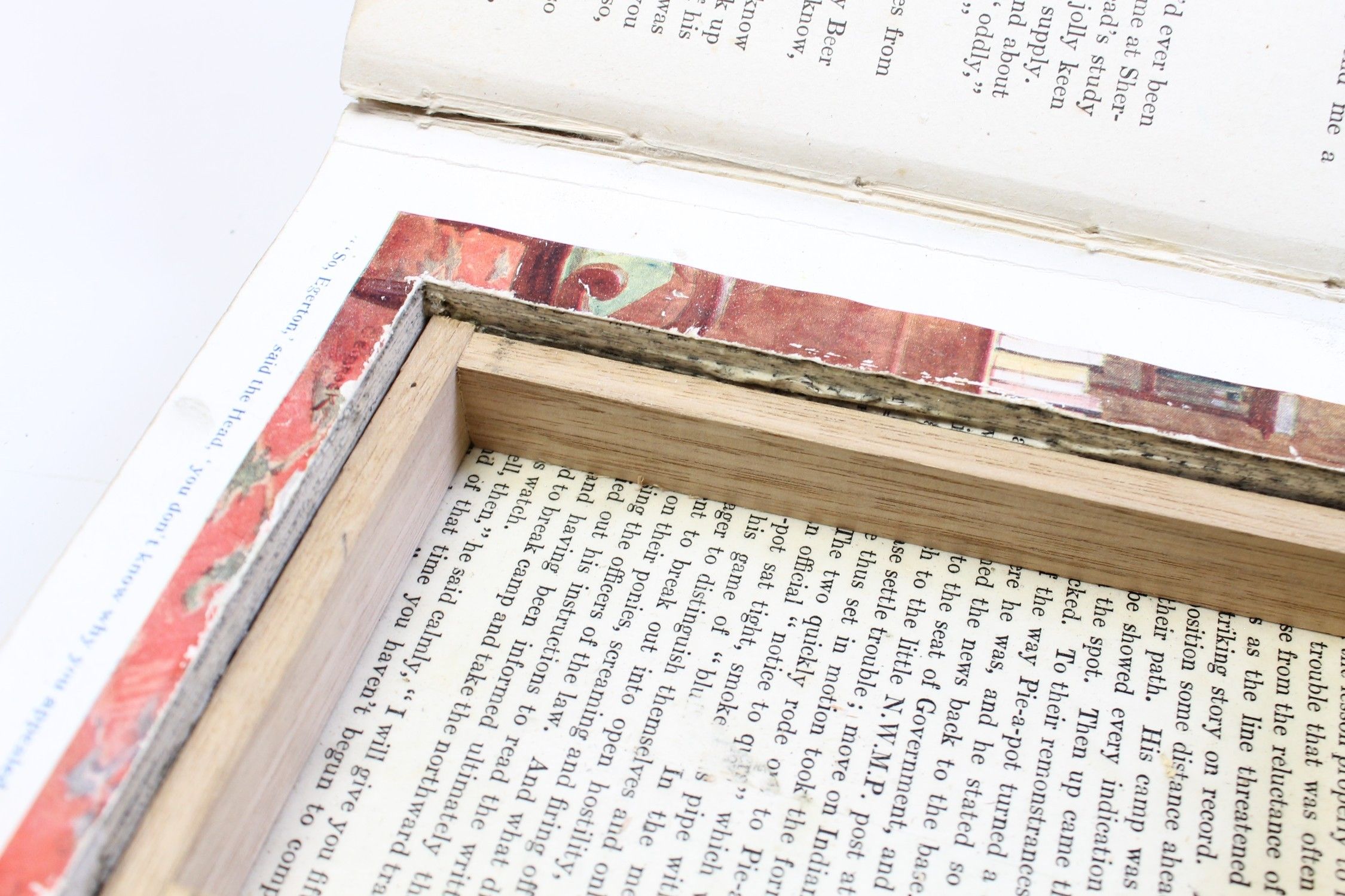 LED Book Light - Inside a Book! : 10 Steps (with Pictures) - Instructables