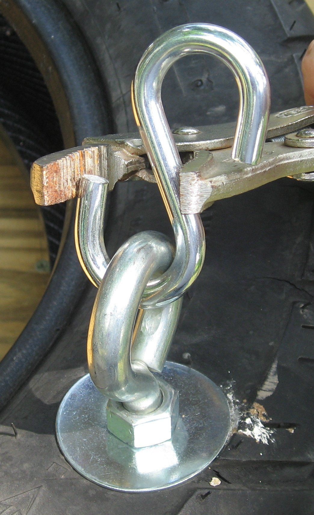 How to Make a Tire Swing! : 18 Steps (with Pictures) - Instructables