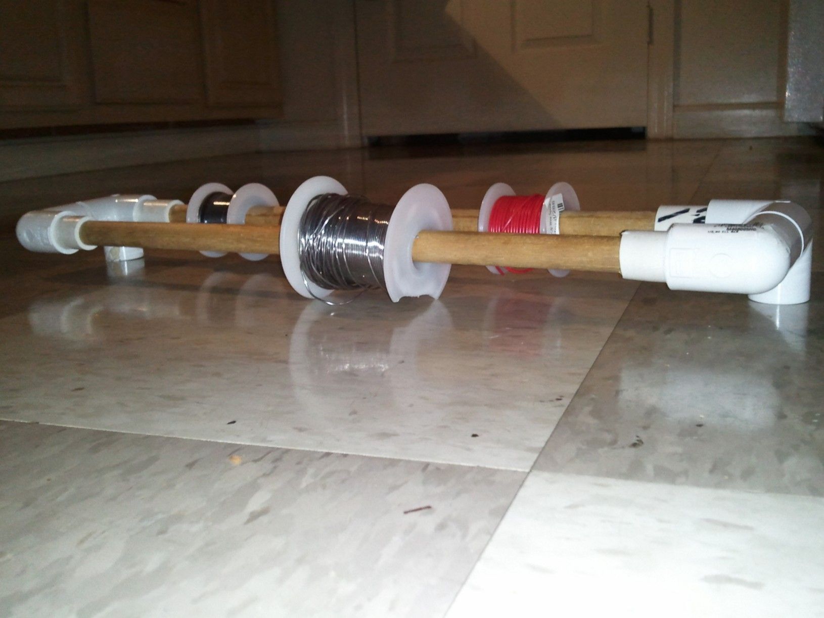 Spool Holder : 4 Steps - Instructables
